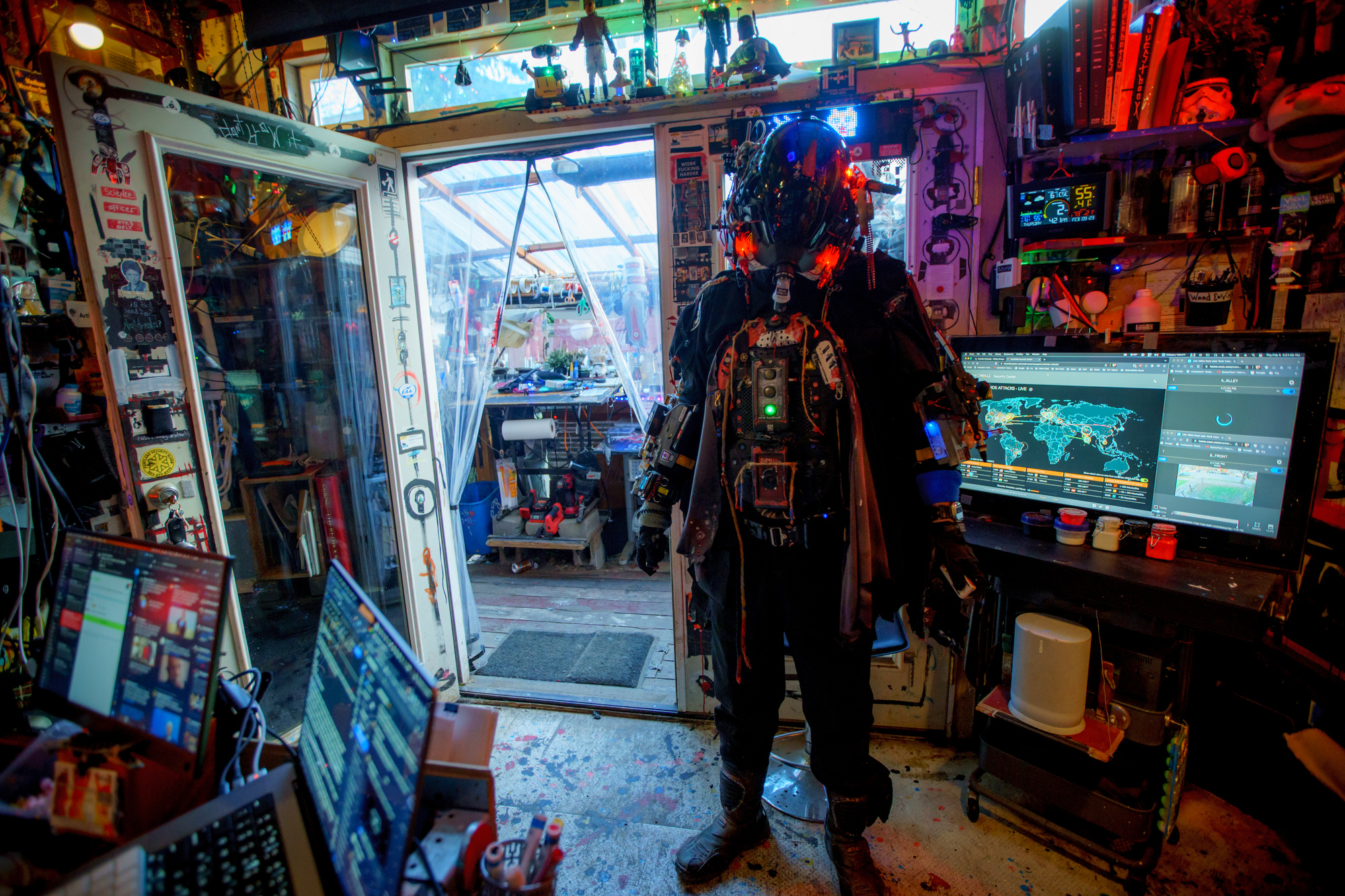 An inside look at Portland's Robot Alley hosted by Robert B. Forney ...