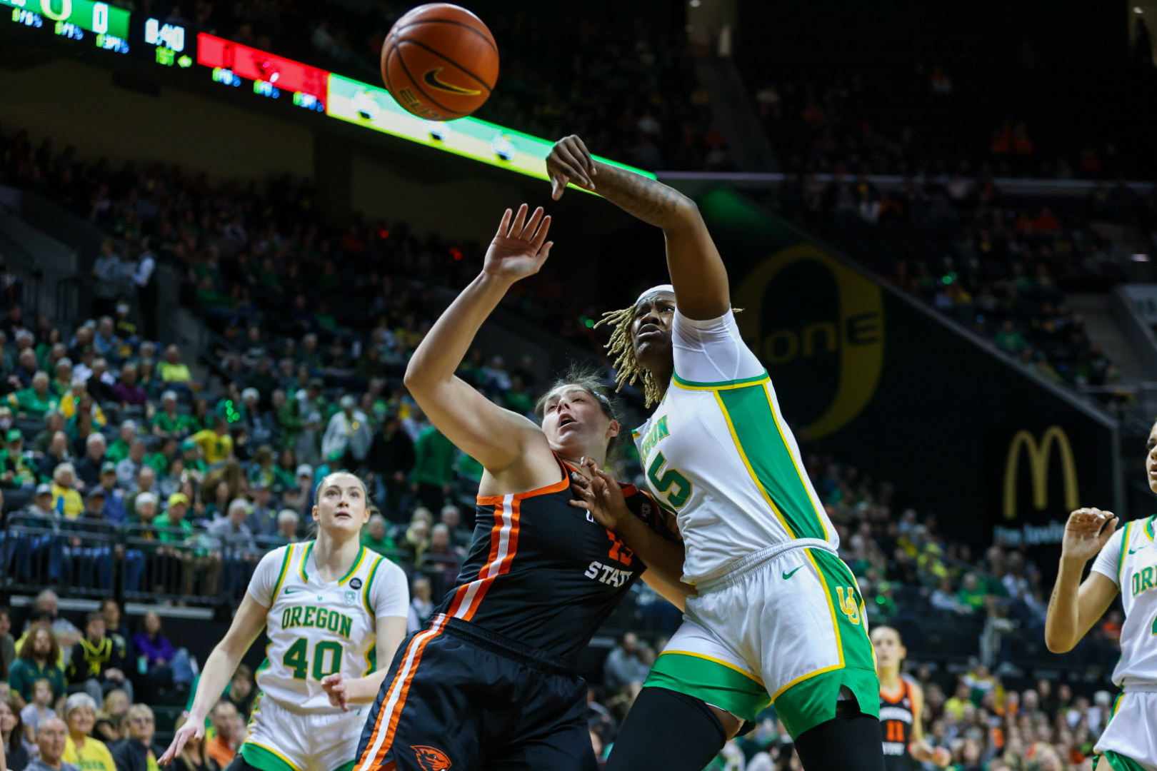 Oregon Ducks vs. No. 18 Oregon State Beavers women's basketball: Feb. 4 ...