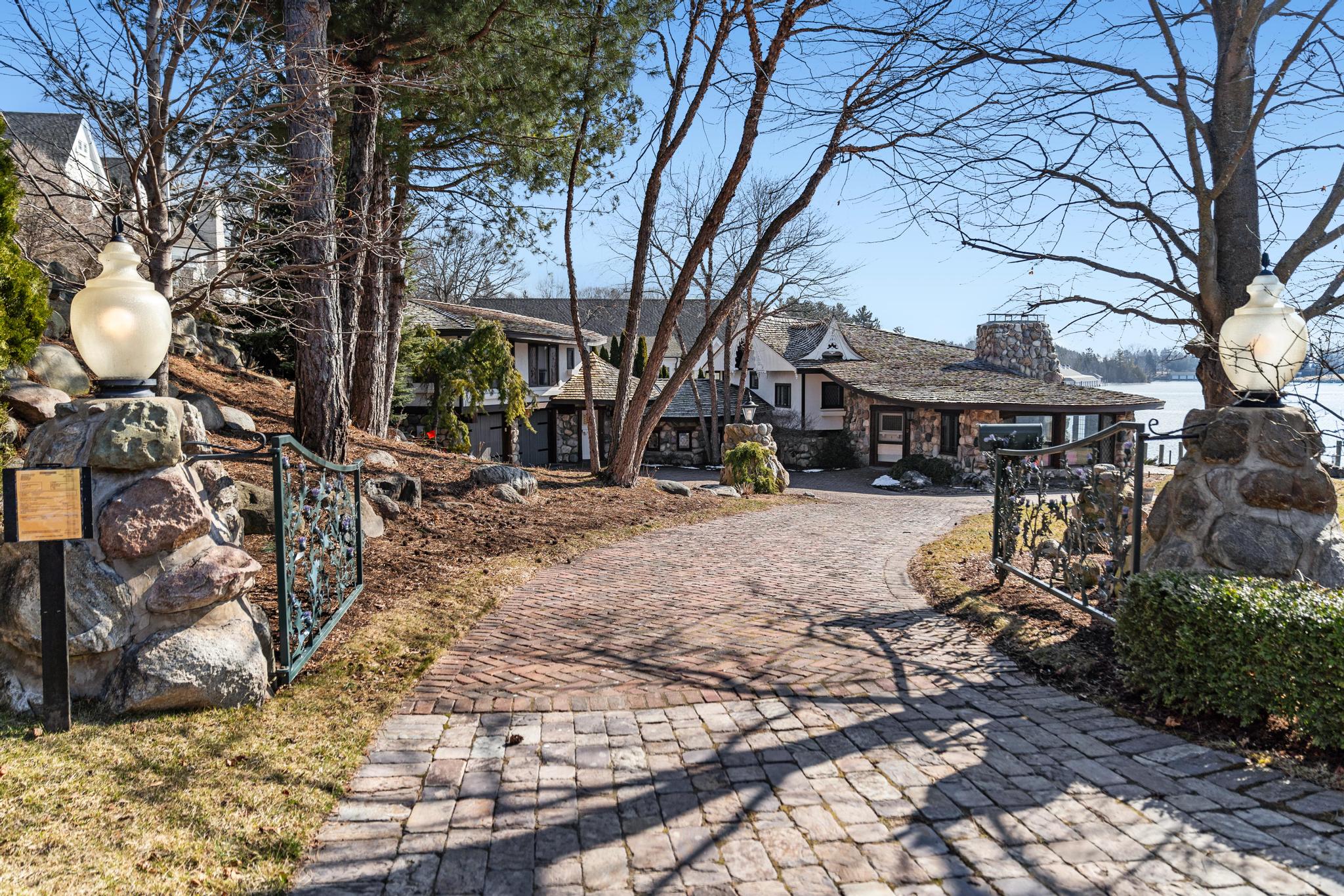 1 Thistle Downs on Charlevoix's Round Lake on market for $5.9M - mlive.com