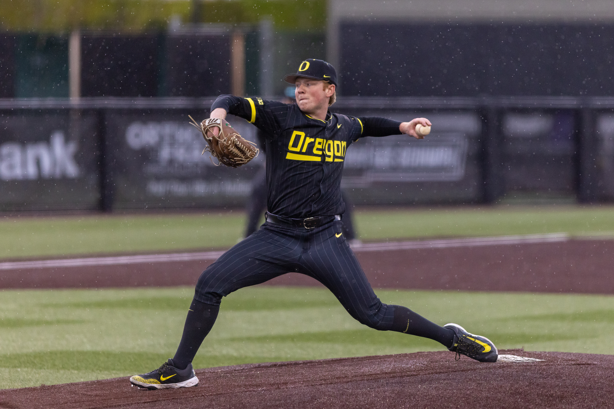 No. 15 Oregon Ducks baseball vs. Portland: April 2, 2025 - oregonlive.com