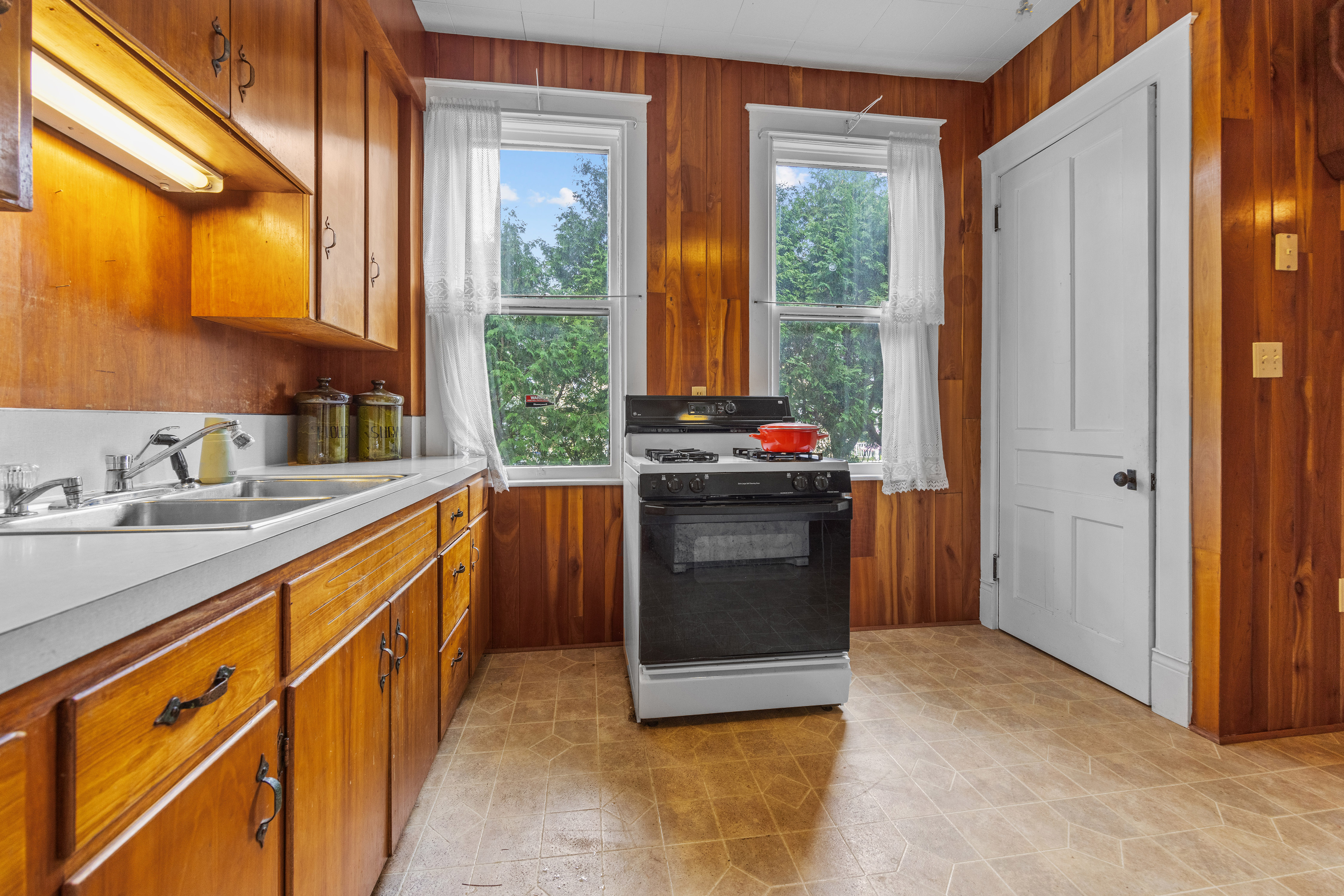 Built in 1890, Leopold Stickley's house in Fayetteville is for sale ...