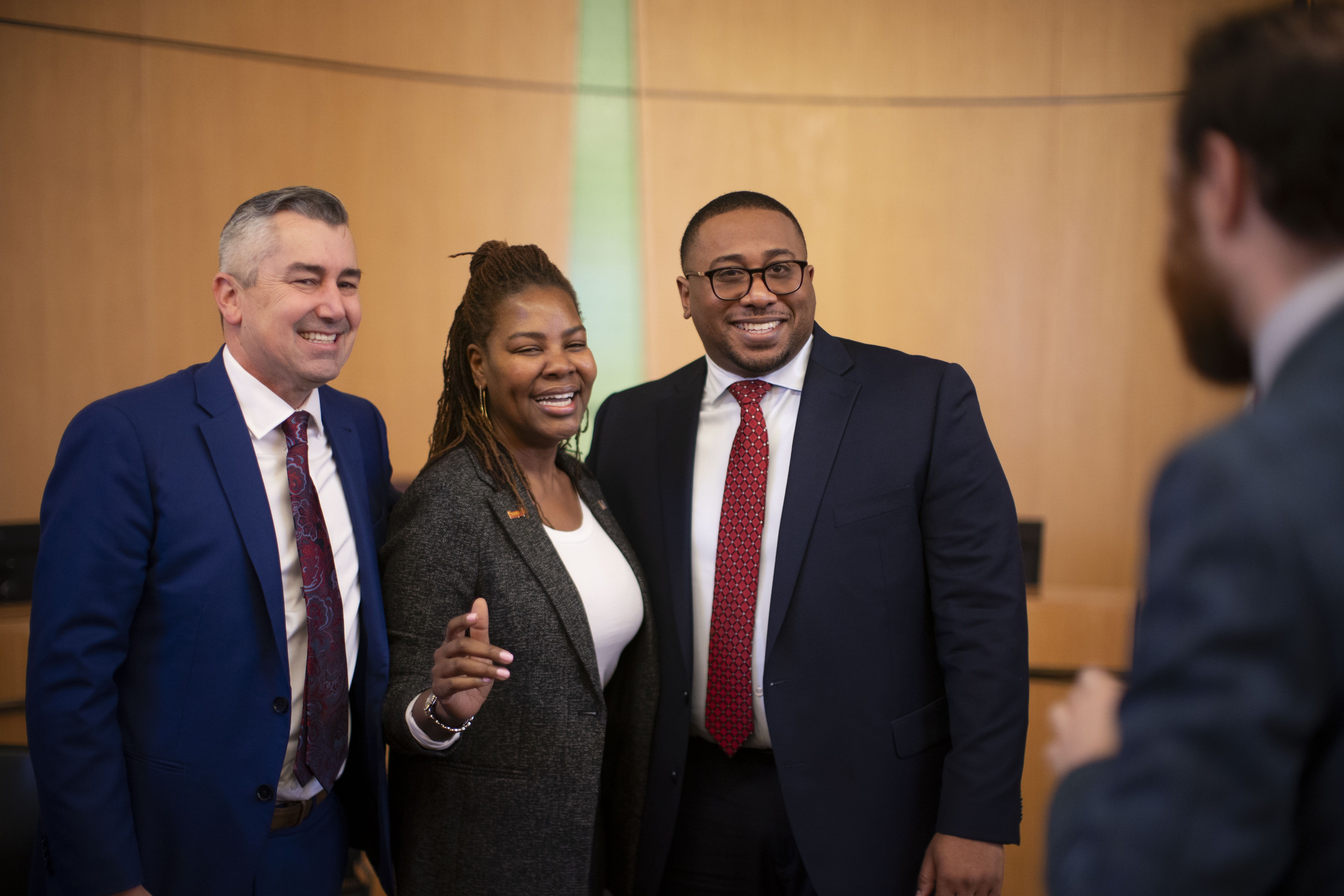 Newly elected Multnomah County Commissioners take oath of office ...