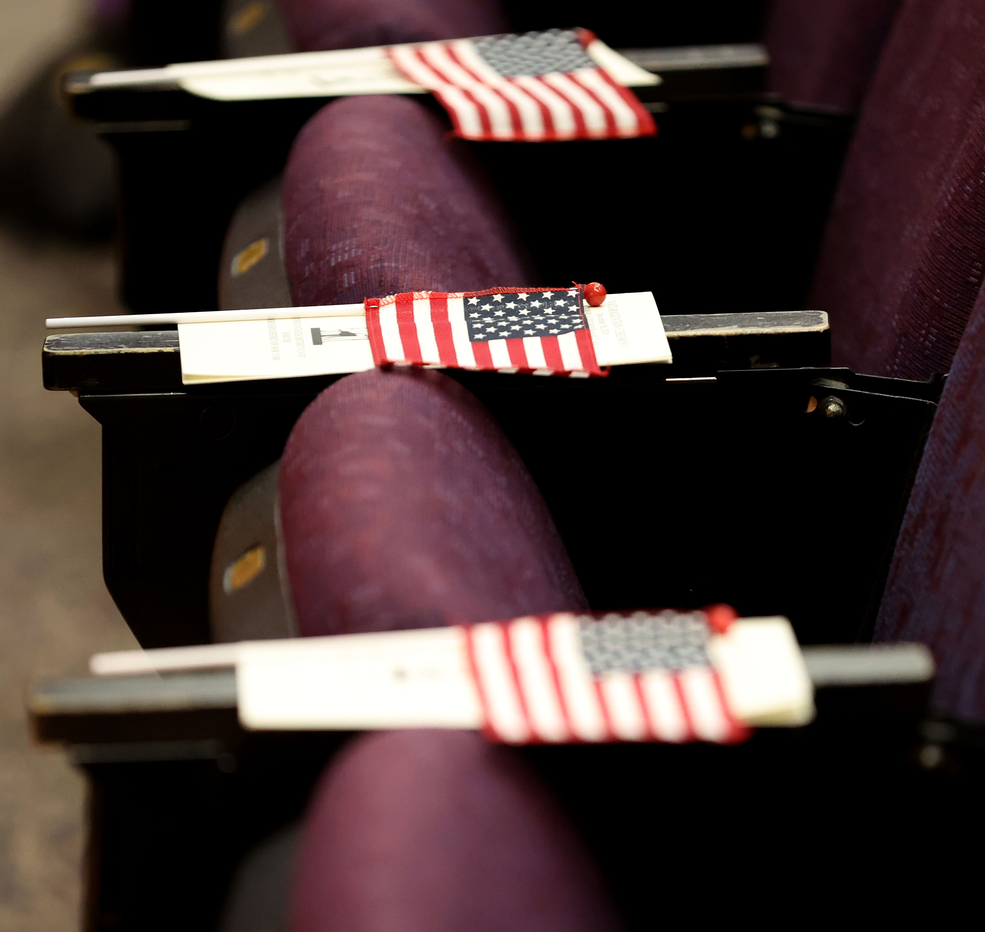 Eighty new citizens welcomed at OCC ceremony - syracuse.com