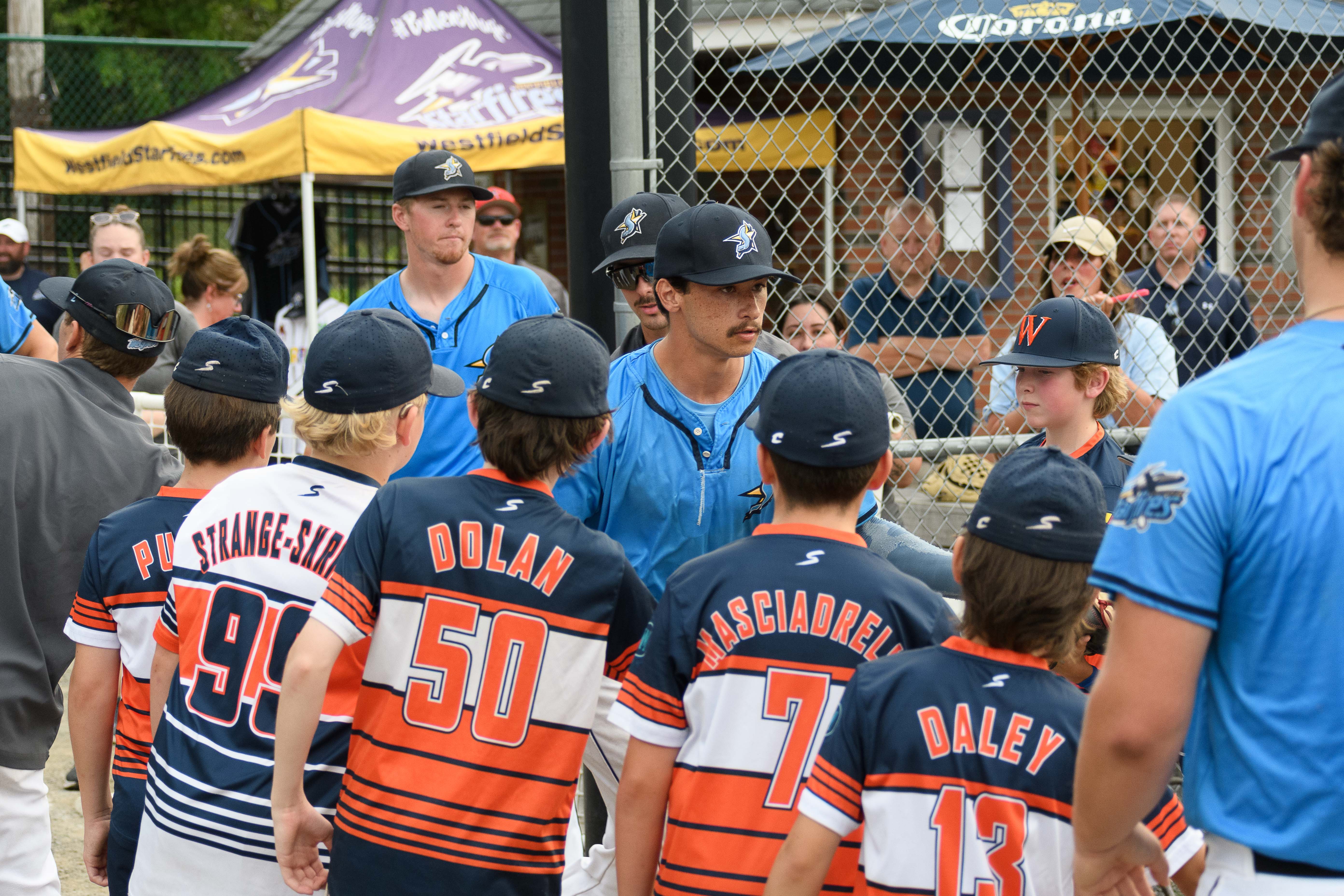 Westfield Starfires vs New Britain Bees - Game 1 semifinal - masslive.com