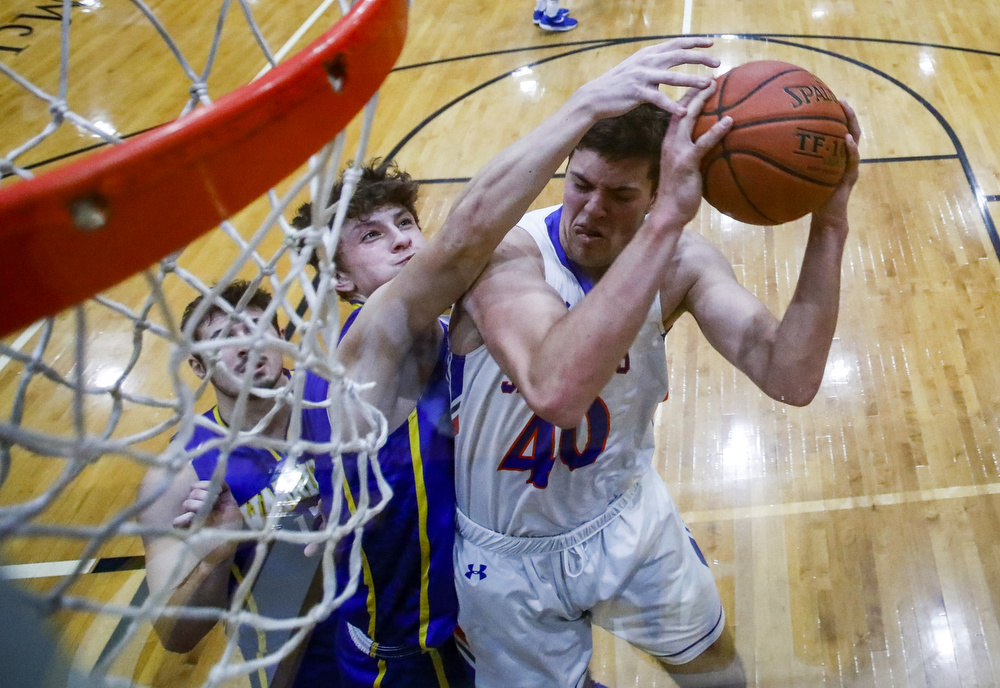 Wilson vs. Southern Lehigh in the Colonial League boys basketball final ...
