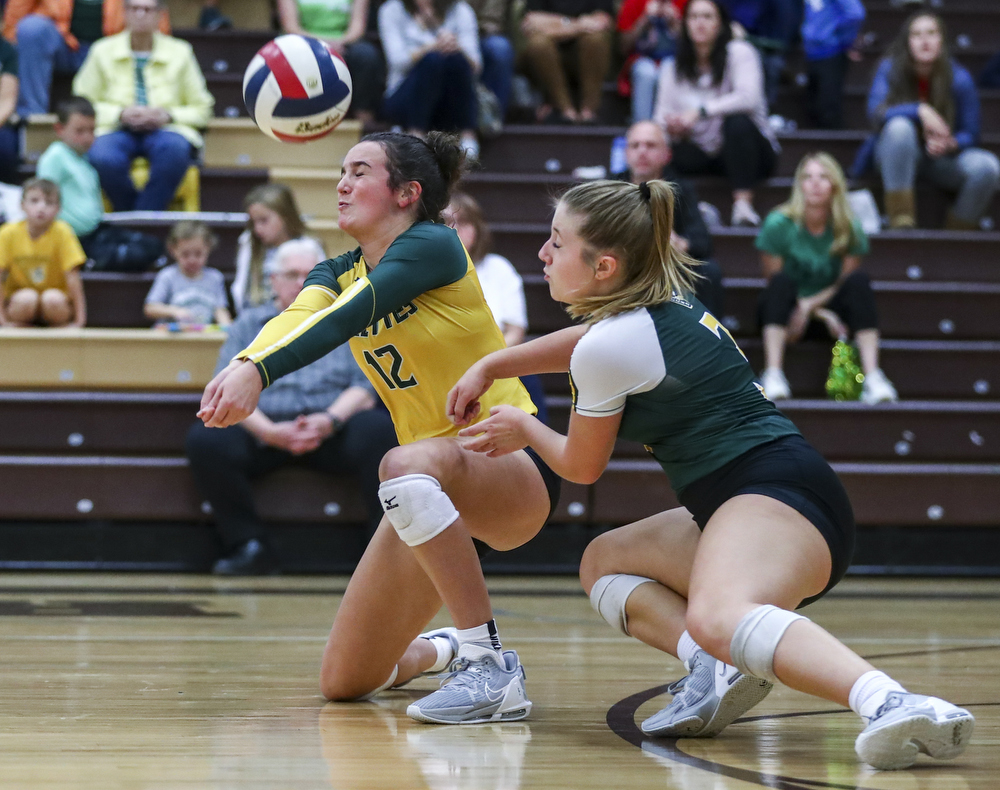 District 11 3A girls volleyball final: Allentown Central Catholic vs ...