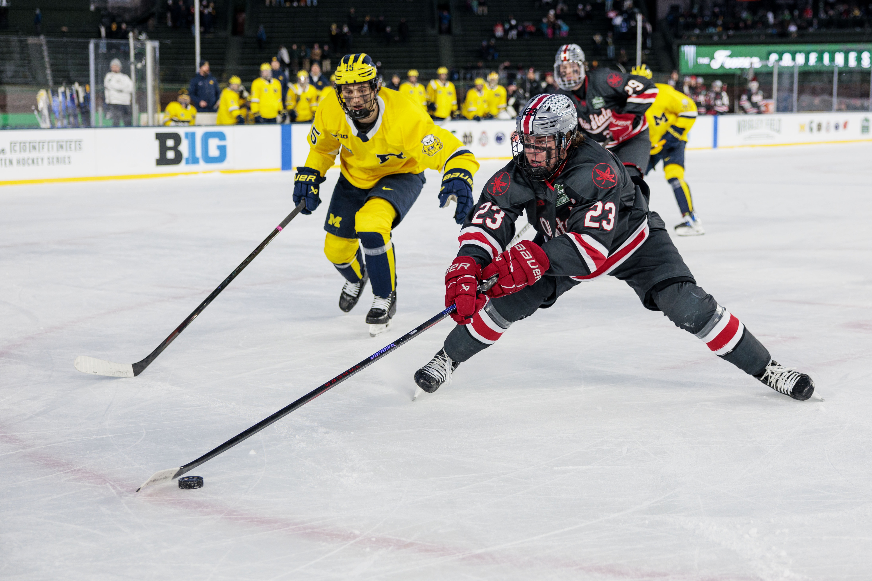 Frozen Confines ice hockey at Wrigley Field: Michigan vs. Ohio State ...