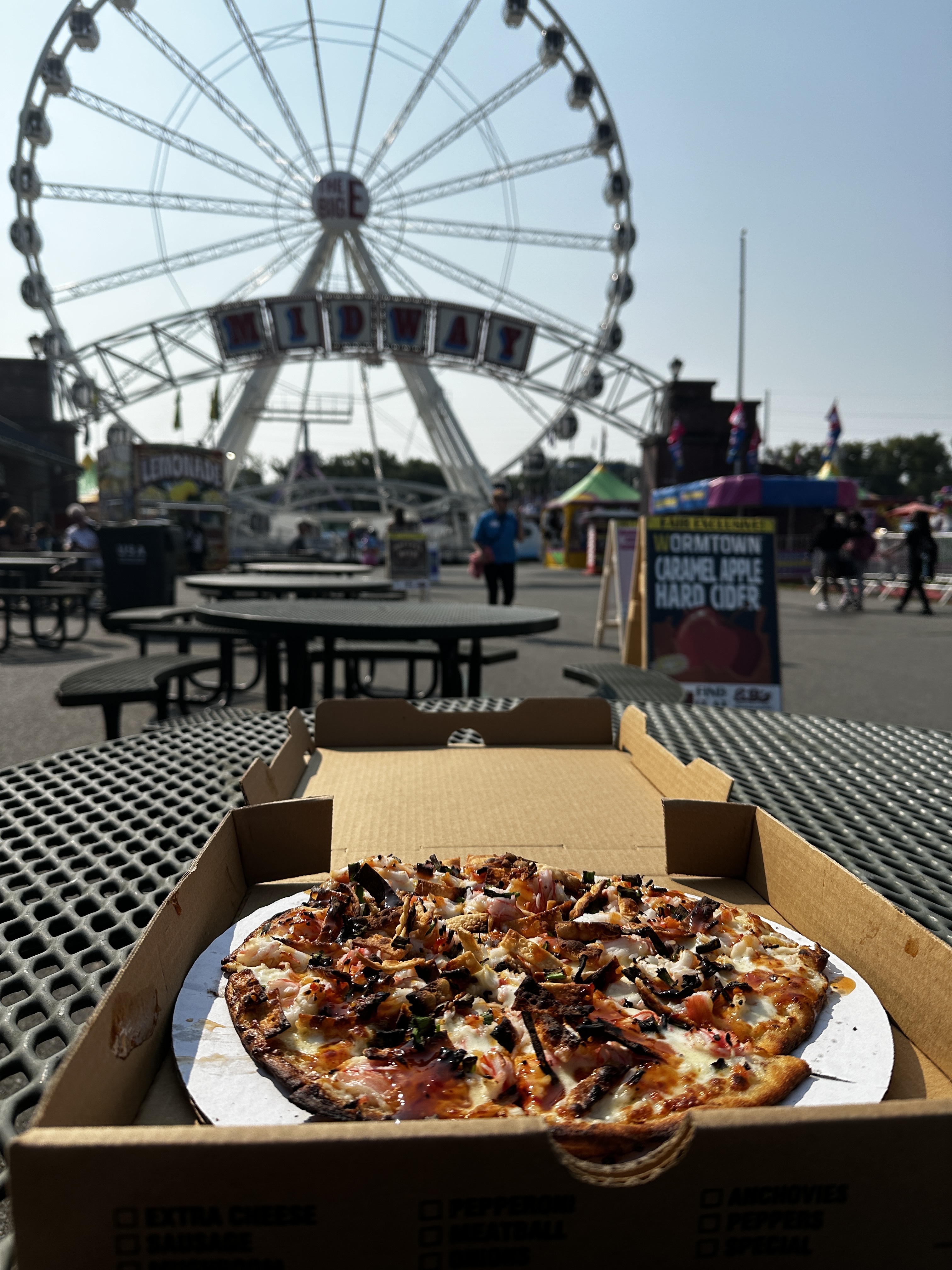 The Big E continues unique pizza options with crab rangoon - masslive.com