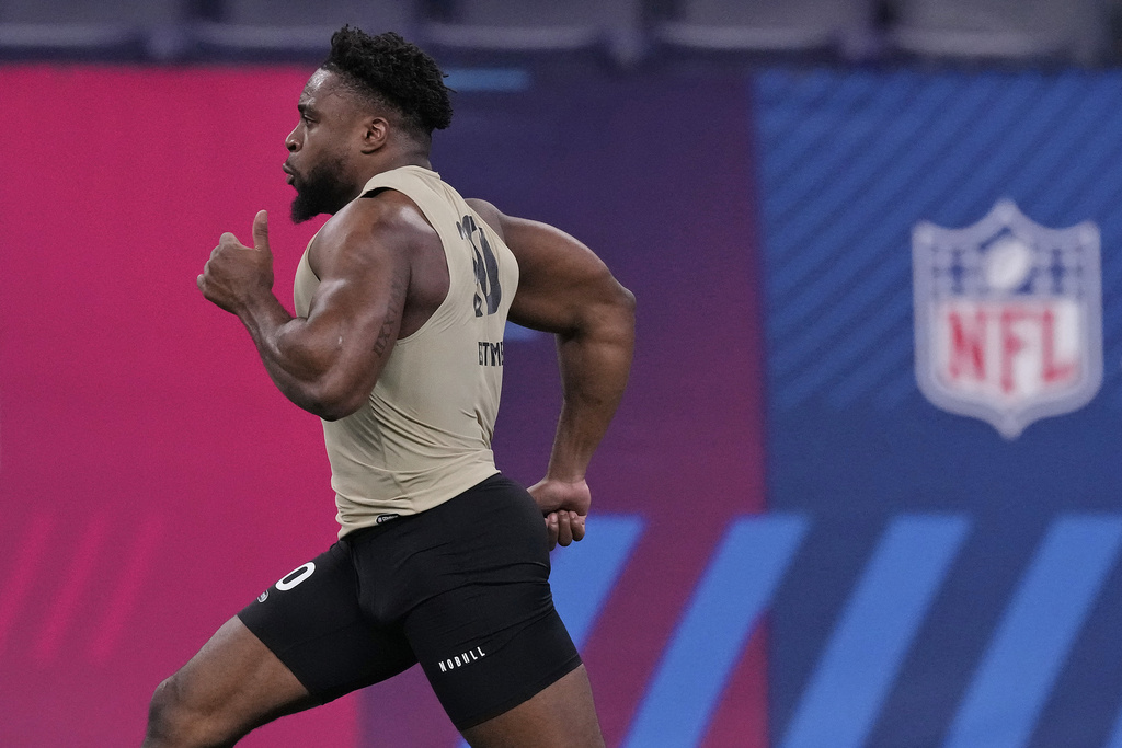 NFL scouting combine; Quarterbacks, wide receivers and running backs ...