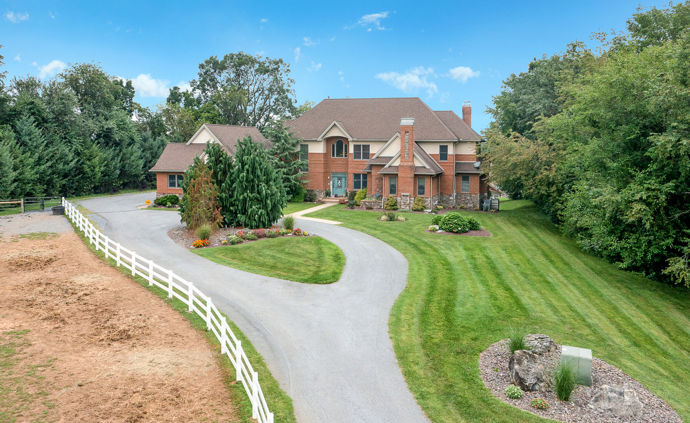 1585 Colebrook Road: Cool Spaces - pennlive.com