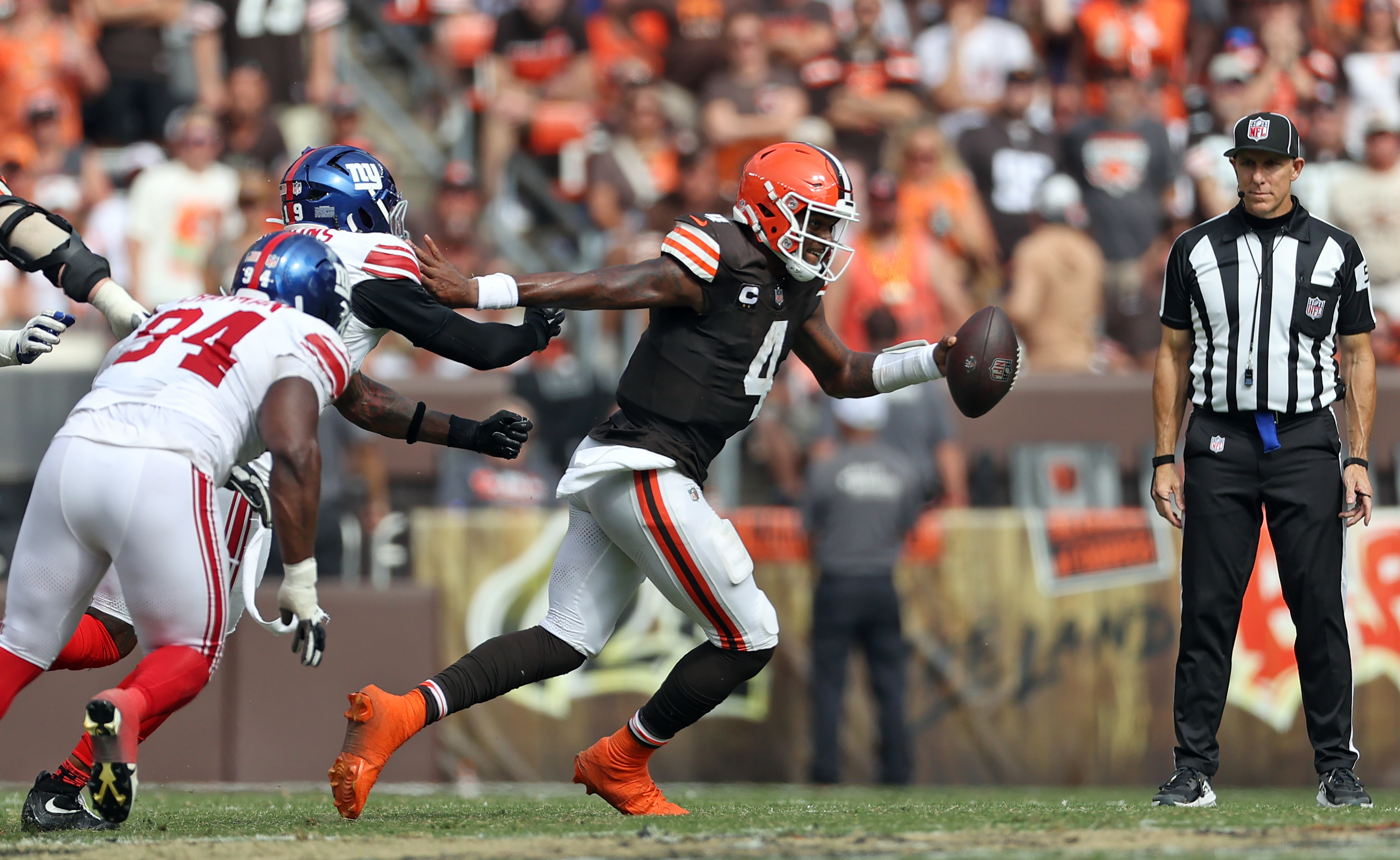 Cleveland Browns Deshaun Watson vs. New York Giants, September 22, 2024 ...