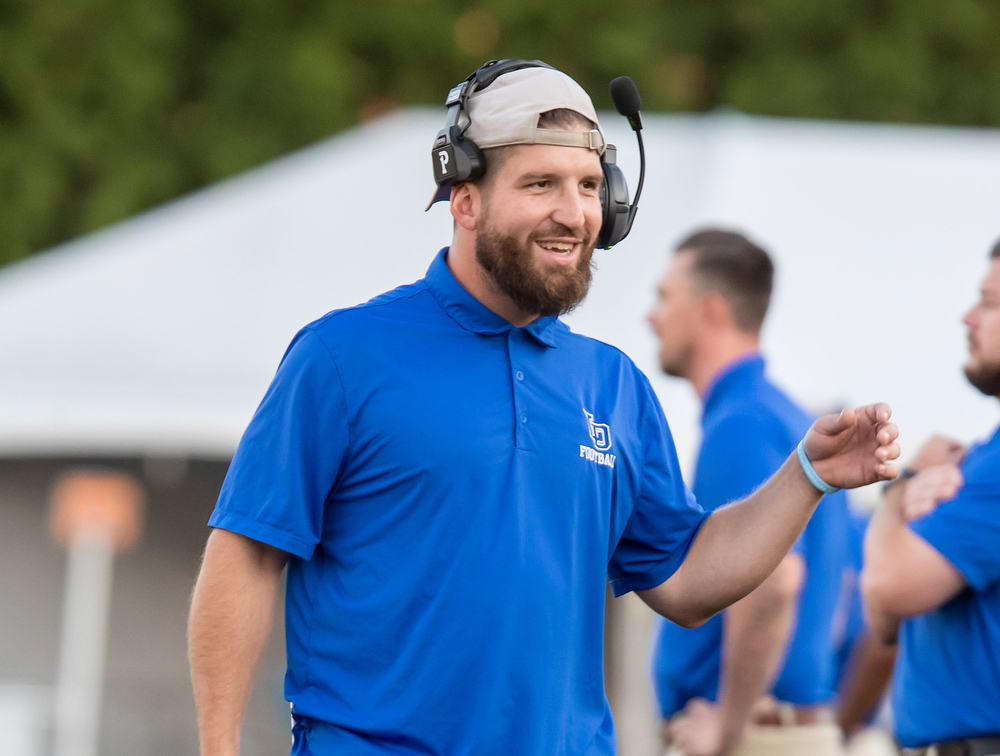 Elizabethtown defeats Lower Dauphin 41-28 in high school football ...