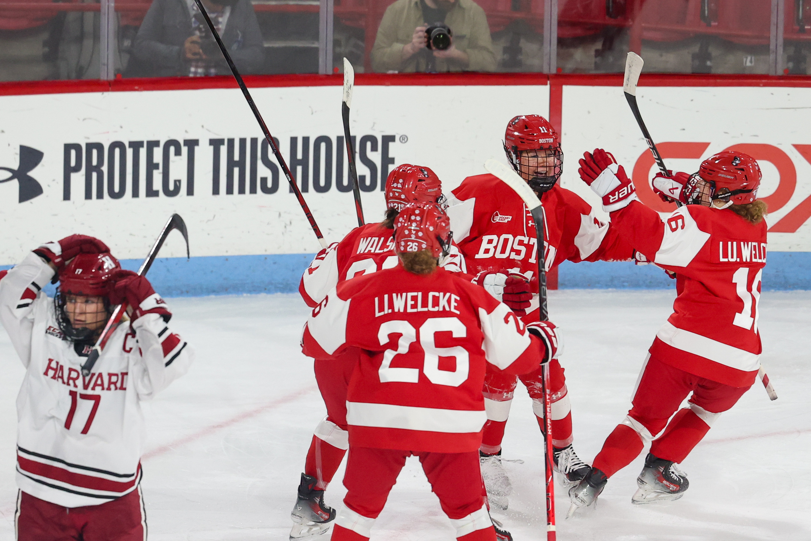 Women's Beanpot semi-final hockey Boston University vs. Harvard ...