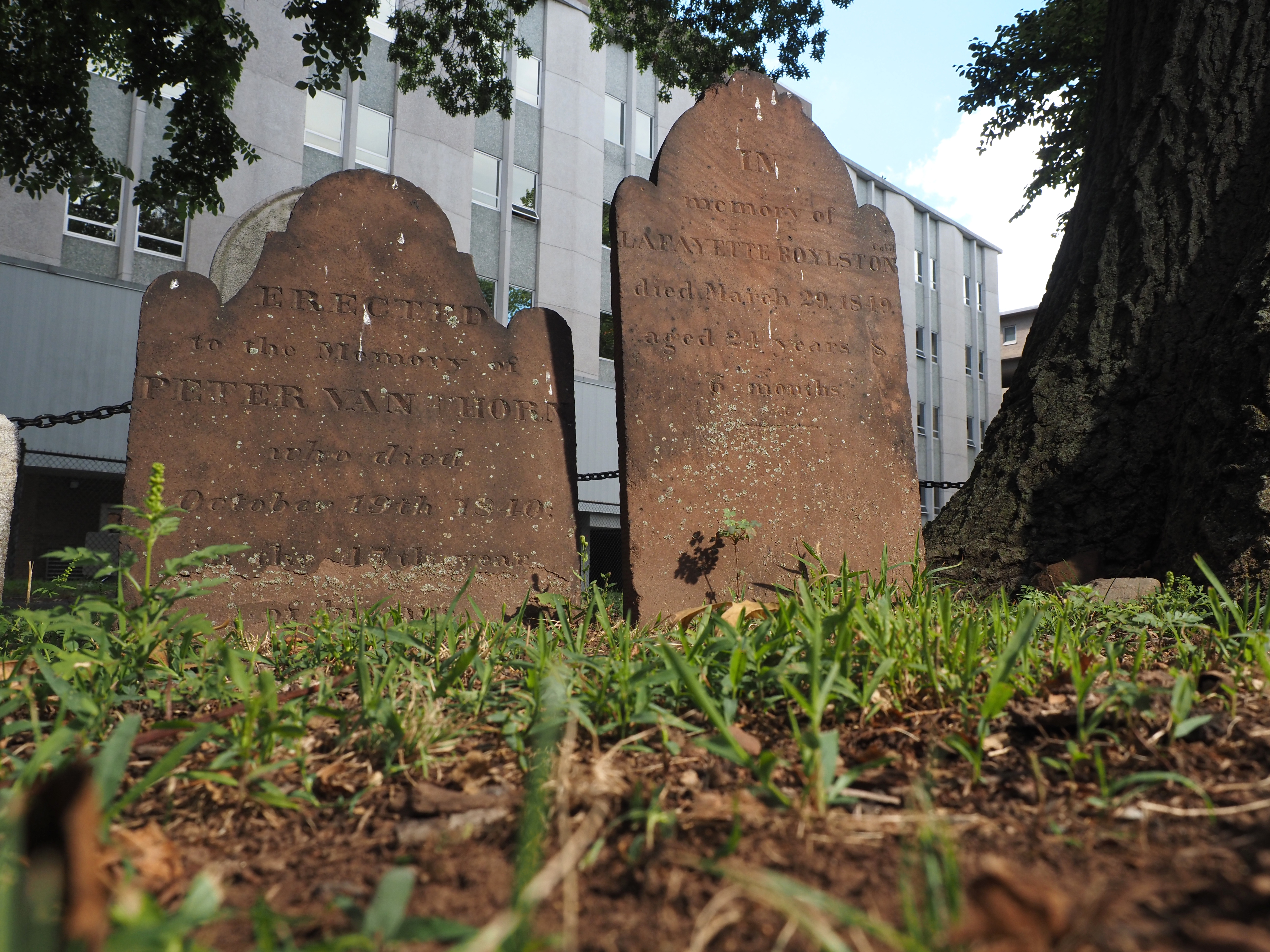 Church pastor erecting a monument to honor unmarked African American ...