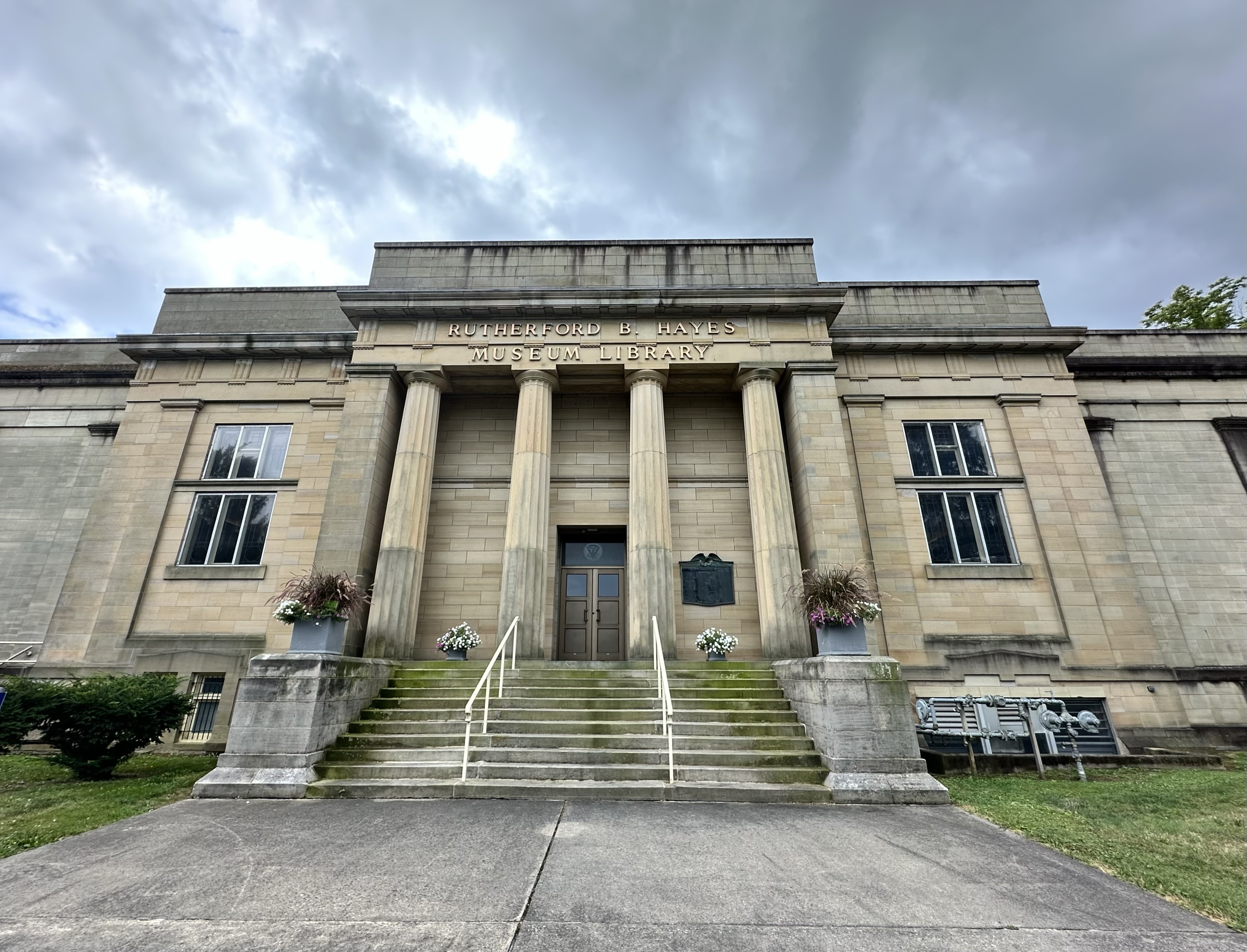 Touring the Rutherford B. Hayes Presidential Library & Museums at ...