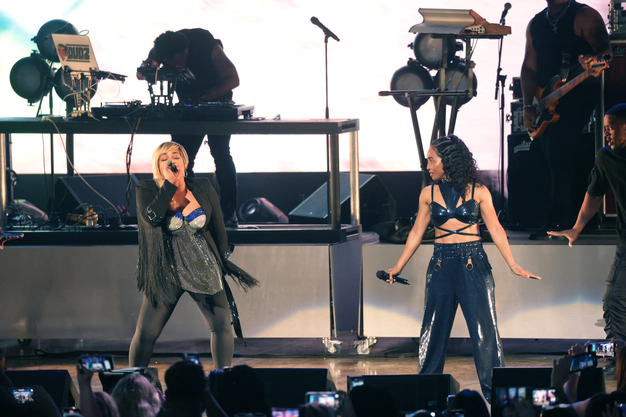 Shaggy & TLC Hot Summer Nights 2023 Tour at Blossom - cleveland.com