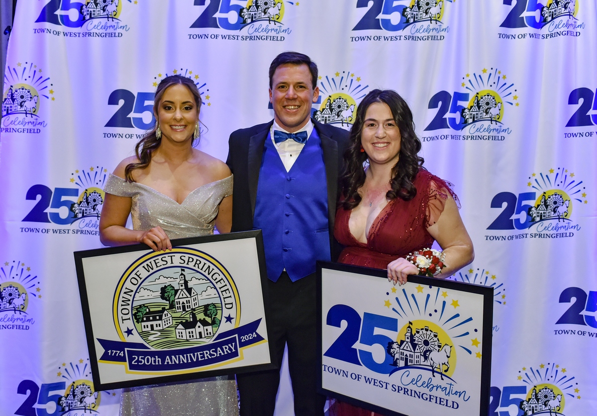 Seen@ West Springfield Mayoral Ball and 250th celebration fundraiser ...