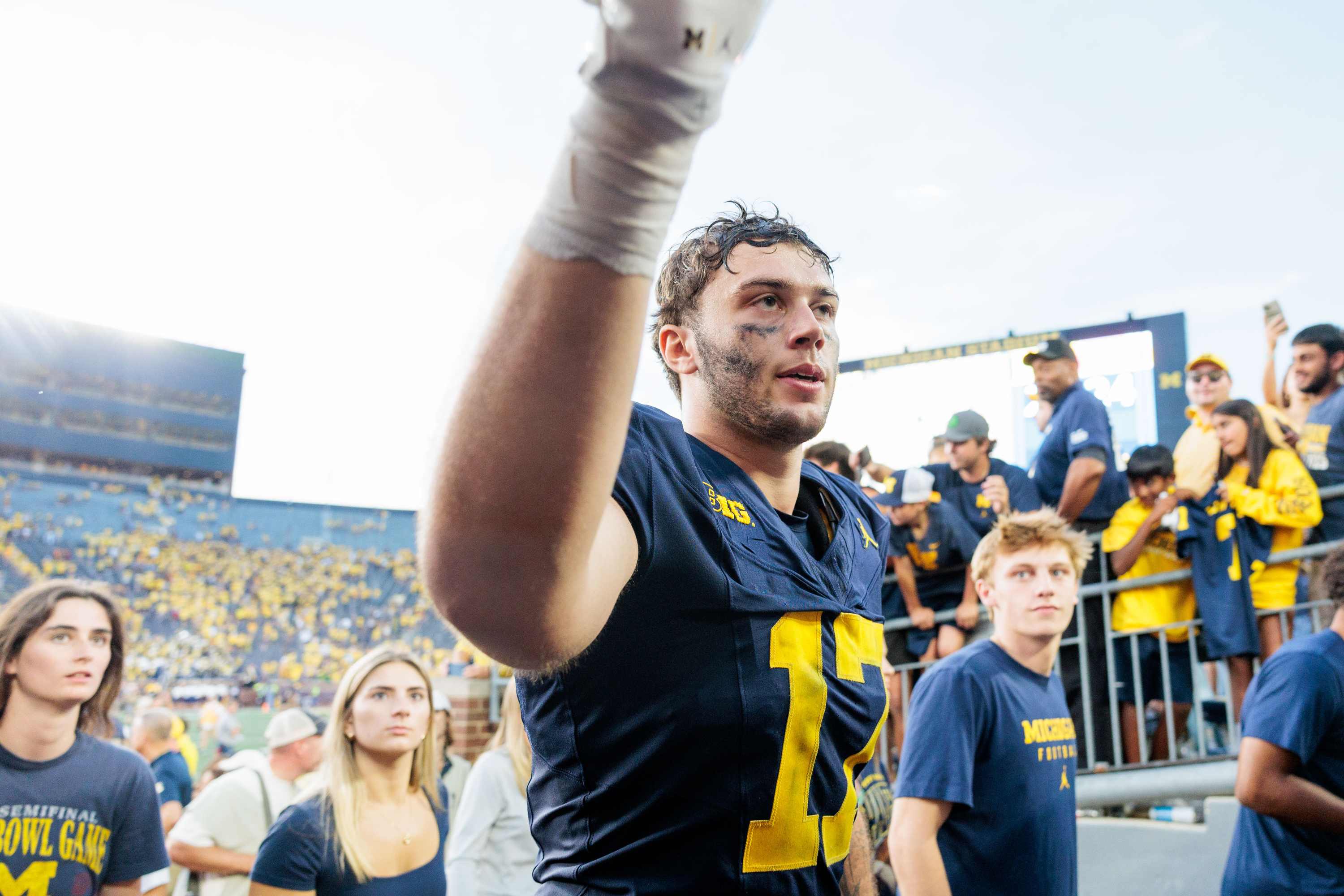 Michigan football hosts USC - mlive.com