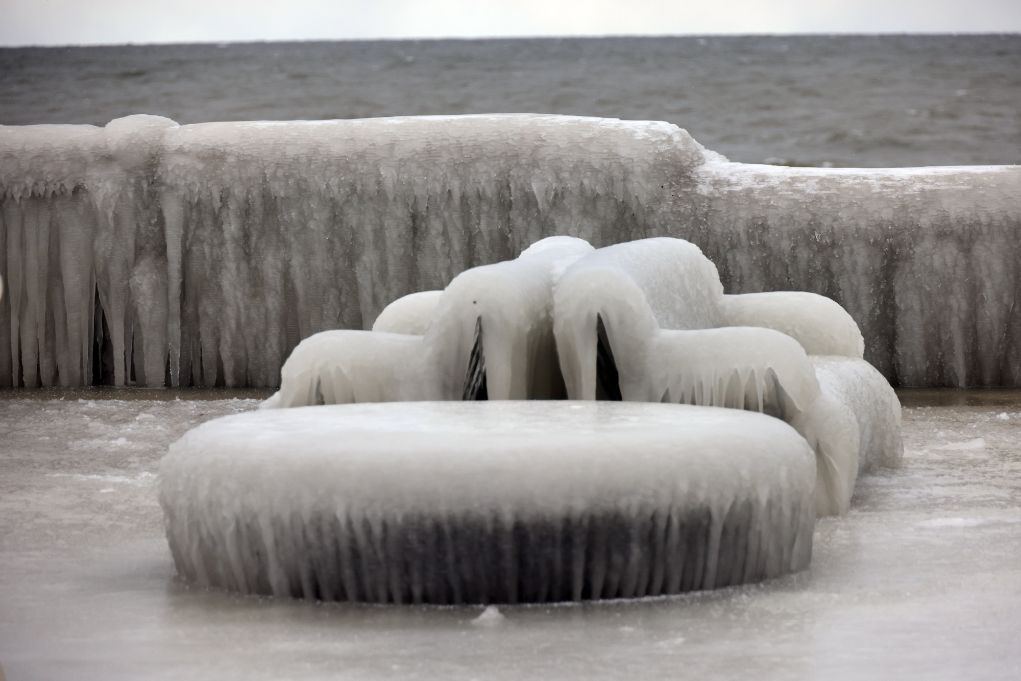 Ice along the Lake Erie shoreline - cleveland.com