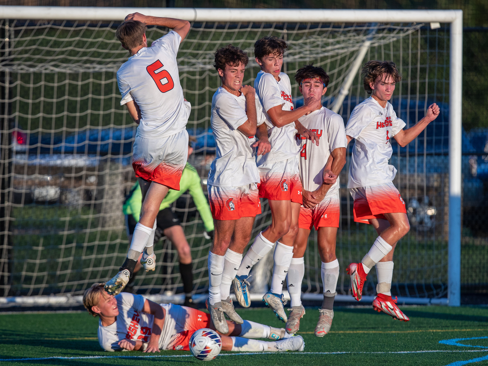 Palmyra boys defeat Hershey 2-1 in soccer - pennlive.com
