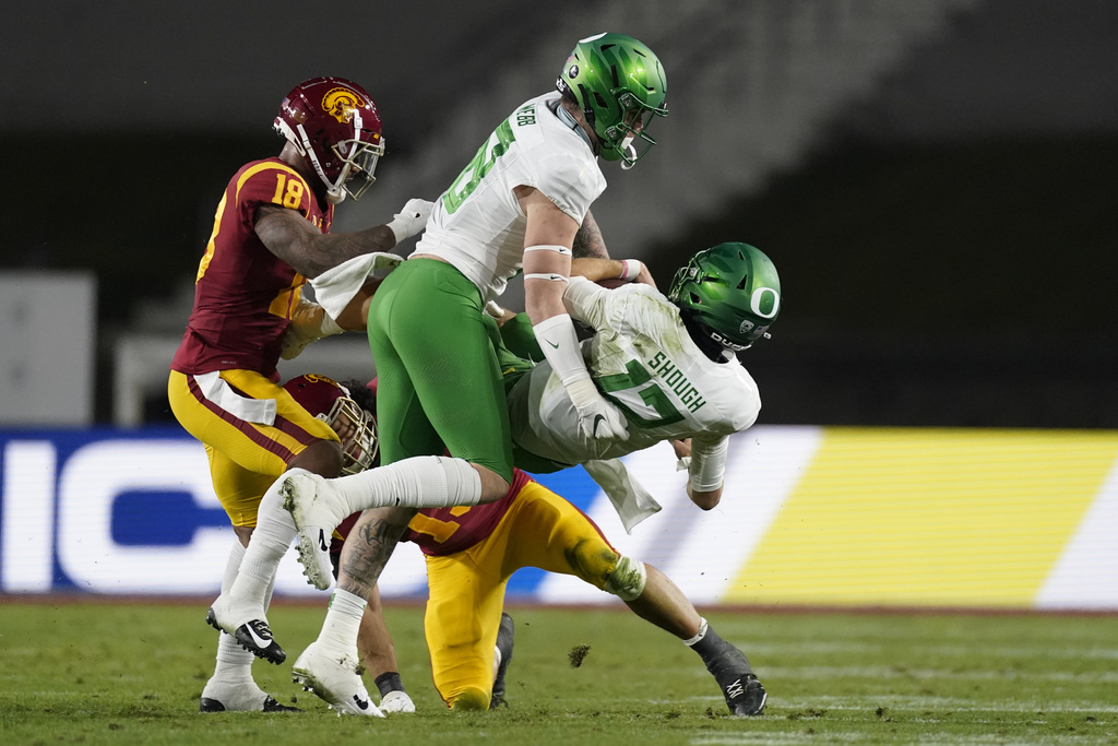 Oregon Ducks vs. USC Trojans in Pac-12 football championship game ...
