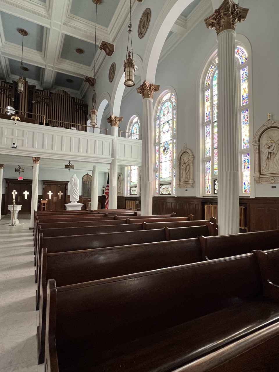 Pews on the move: Northampton donates to Worcester church - masslive.com