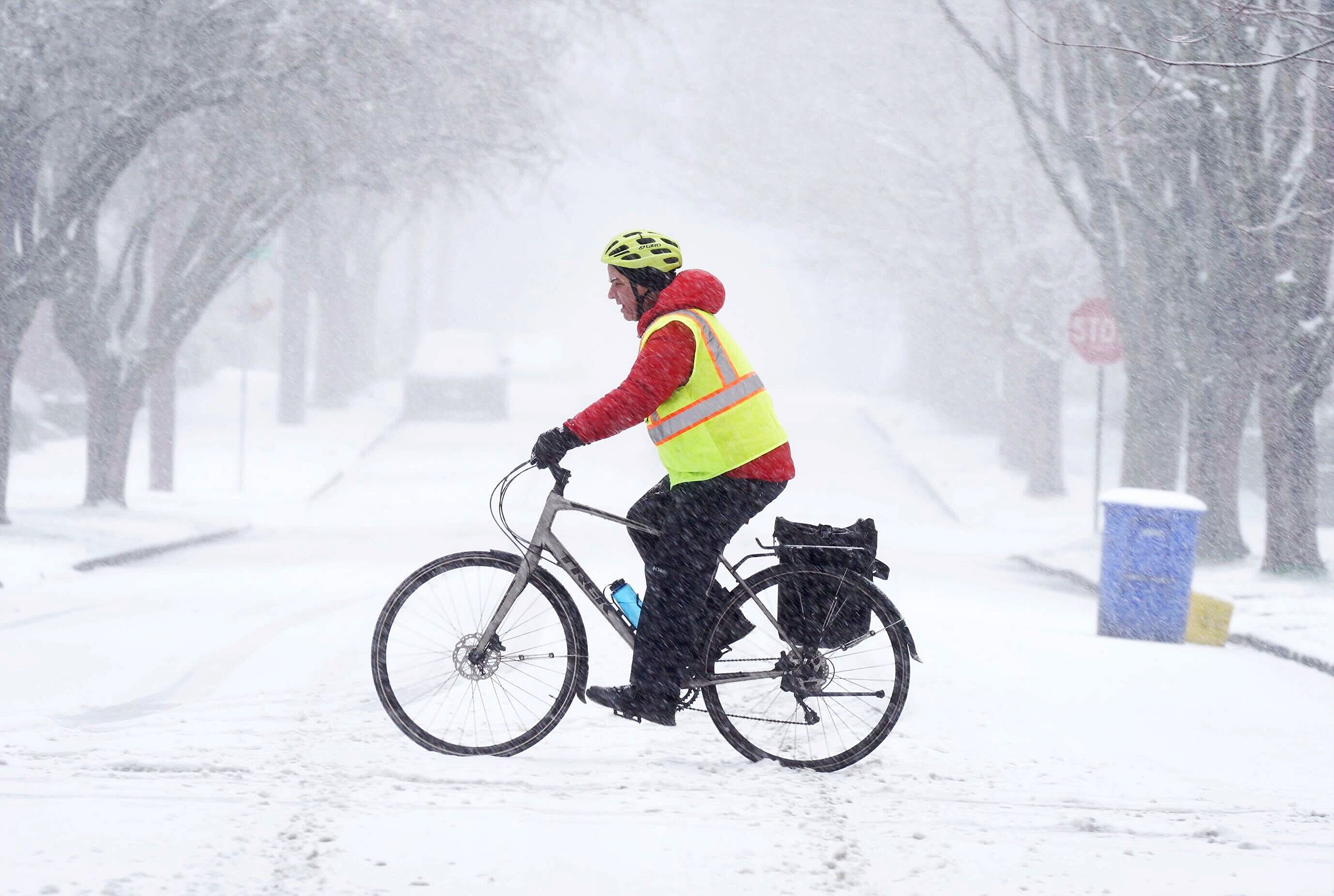 Portland snow - Feb. 22, 2023 - oregonlive.com