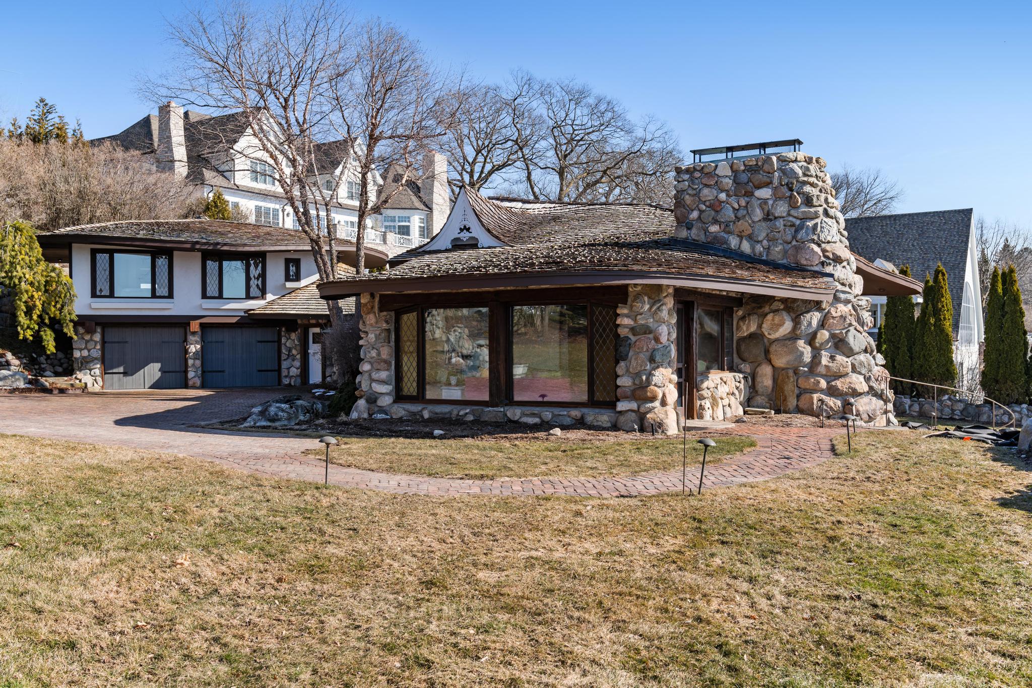 1 Thistle Downs on Charlevoix's Round Lake on market for $5.9M - mlive.com