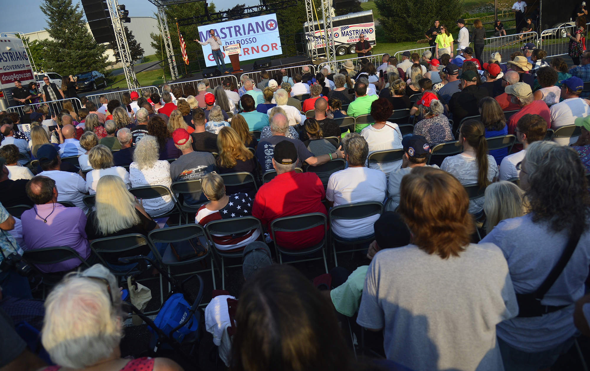 Republican governor candidate Doug Mastriano campaigns with Donald ...