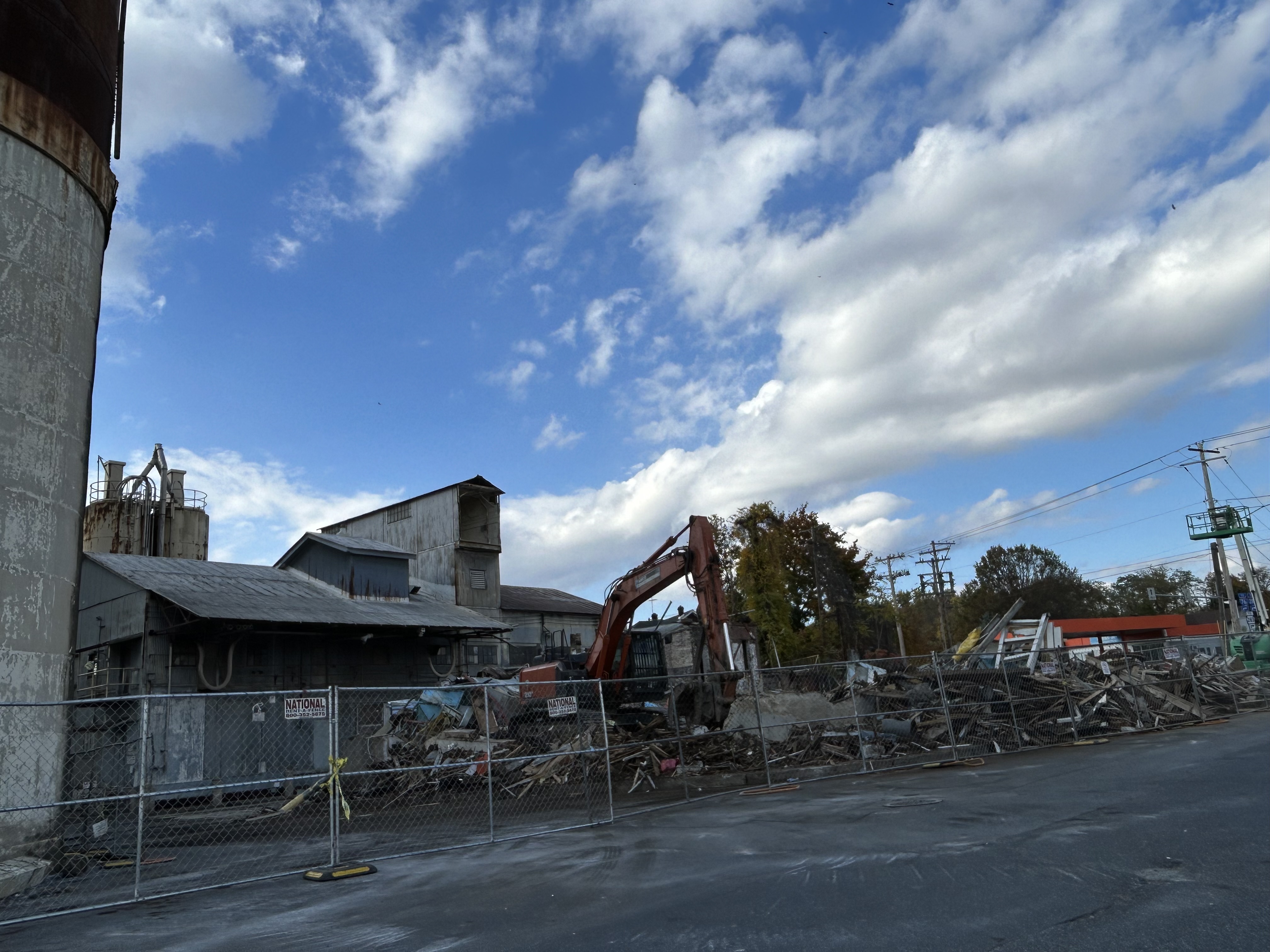 Highspire Flour Mills undergoing demolition - pennlive.com