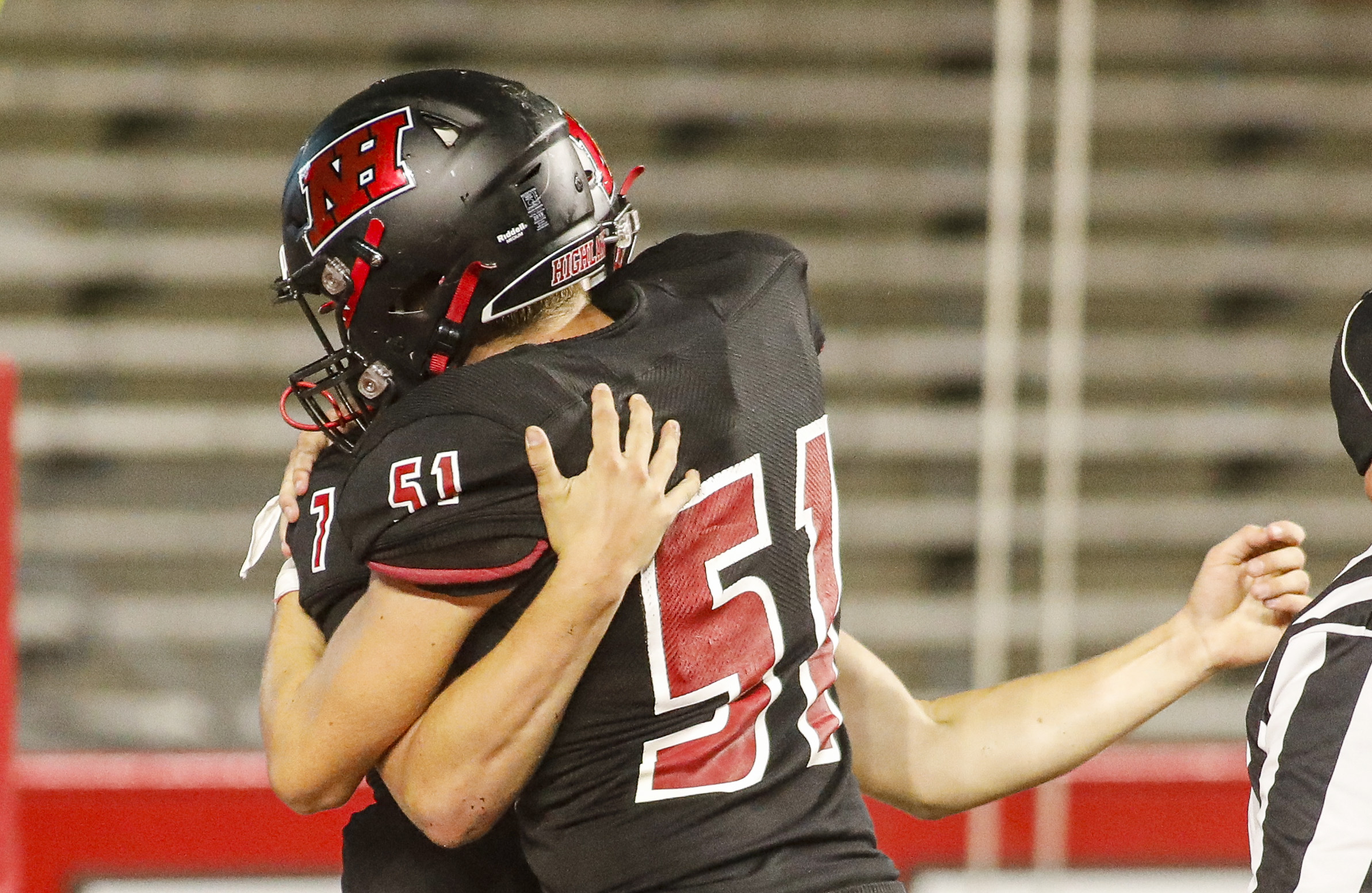 Football: Winslow vs. Northern Highlands in Rumble on the Raritan on ...