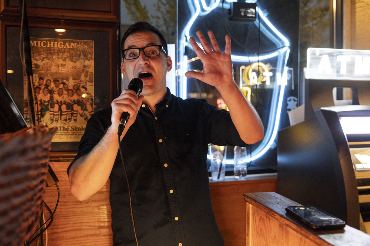 Joshua Bosman hosts trivia at the Brown Jug - mlive.com