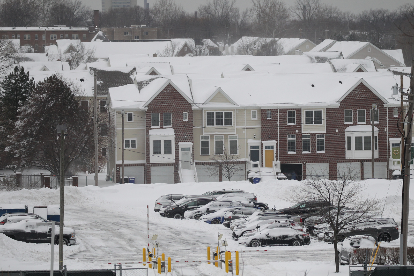 Heavy snowfall hits NE Ohio, Midwest - cleveland.com