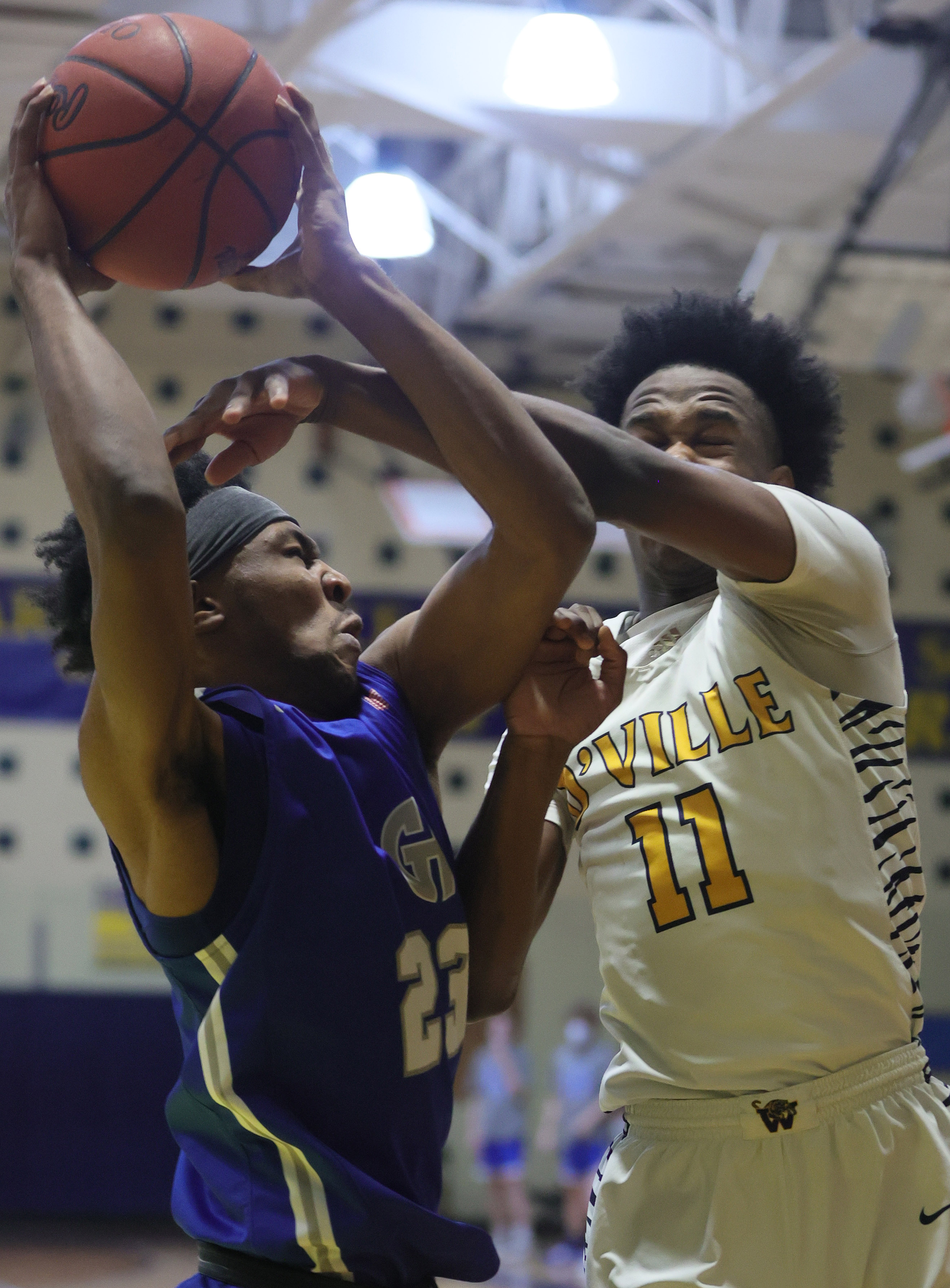 Gilmour Academy vs. Warrensville Heights boys basketball playoff, March ...