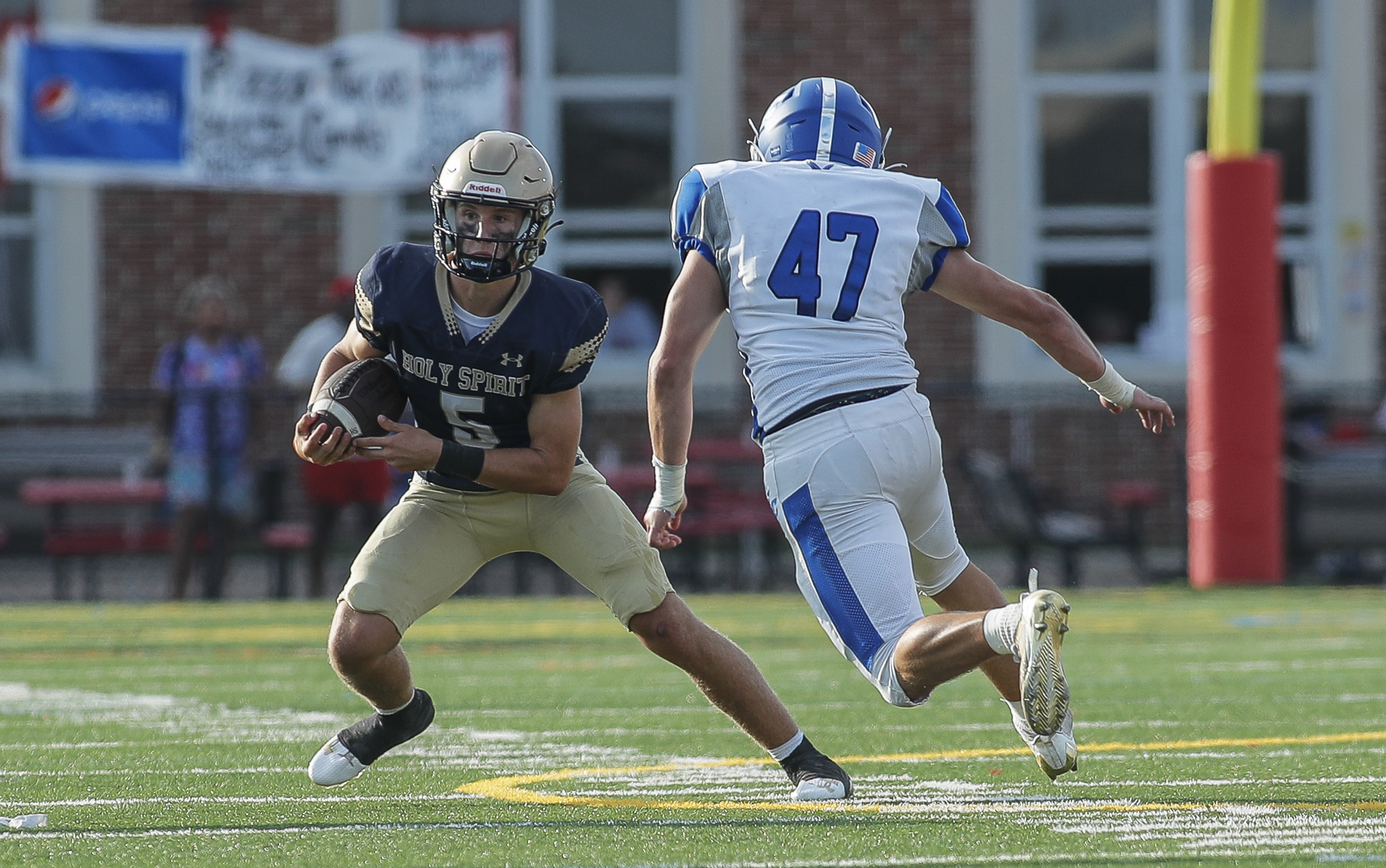 Football: Holy Spirit vs. Conwell Egan (Pa.); Battle at the Beach ...