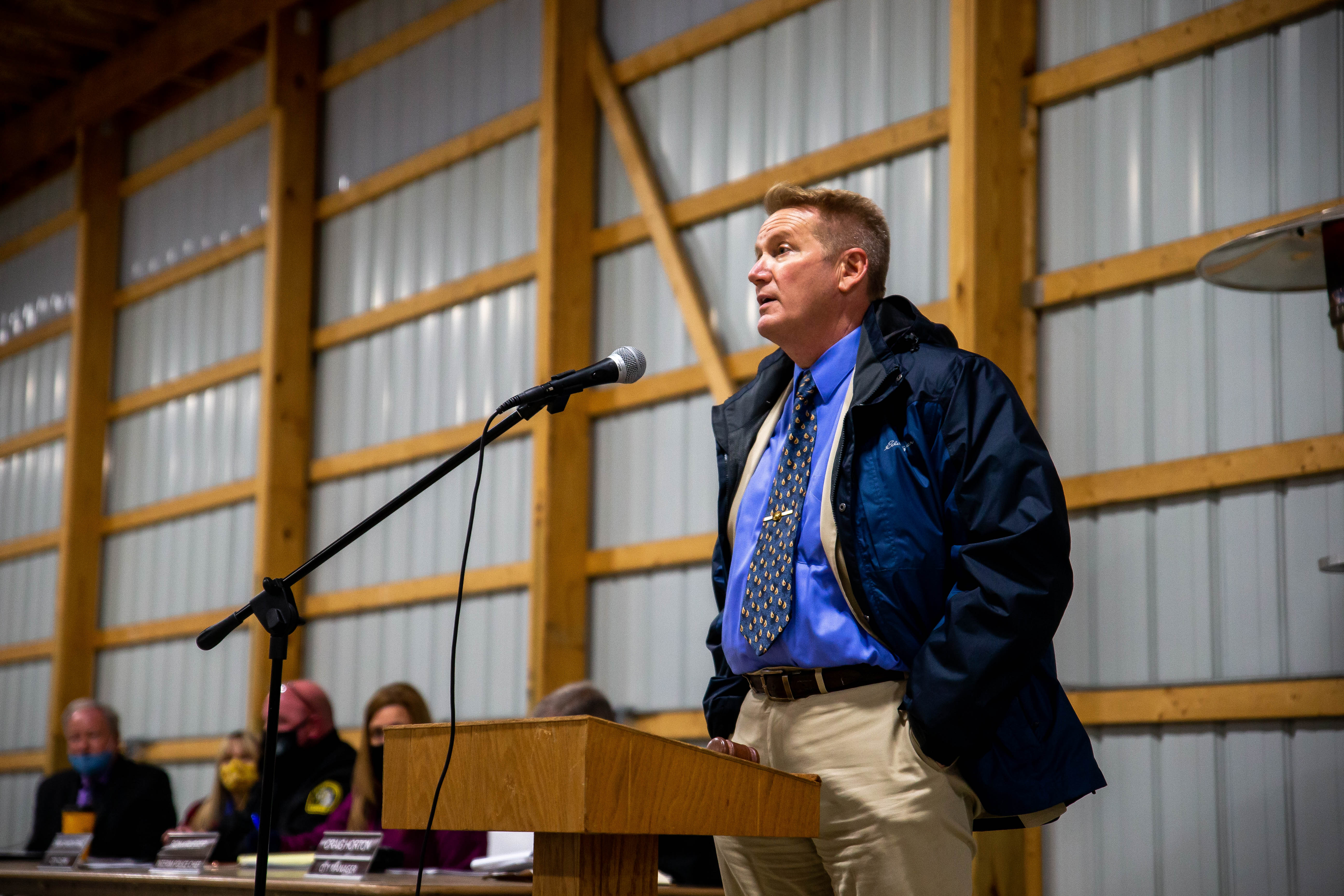 Imlay City community gathers to discuss local police department's ...