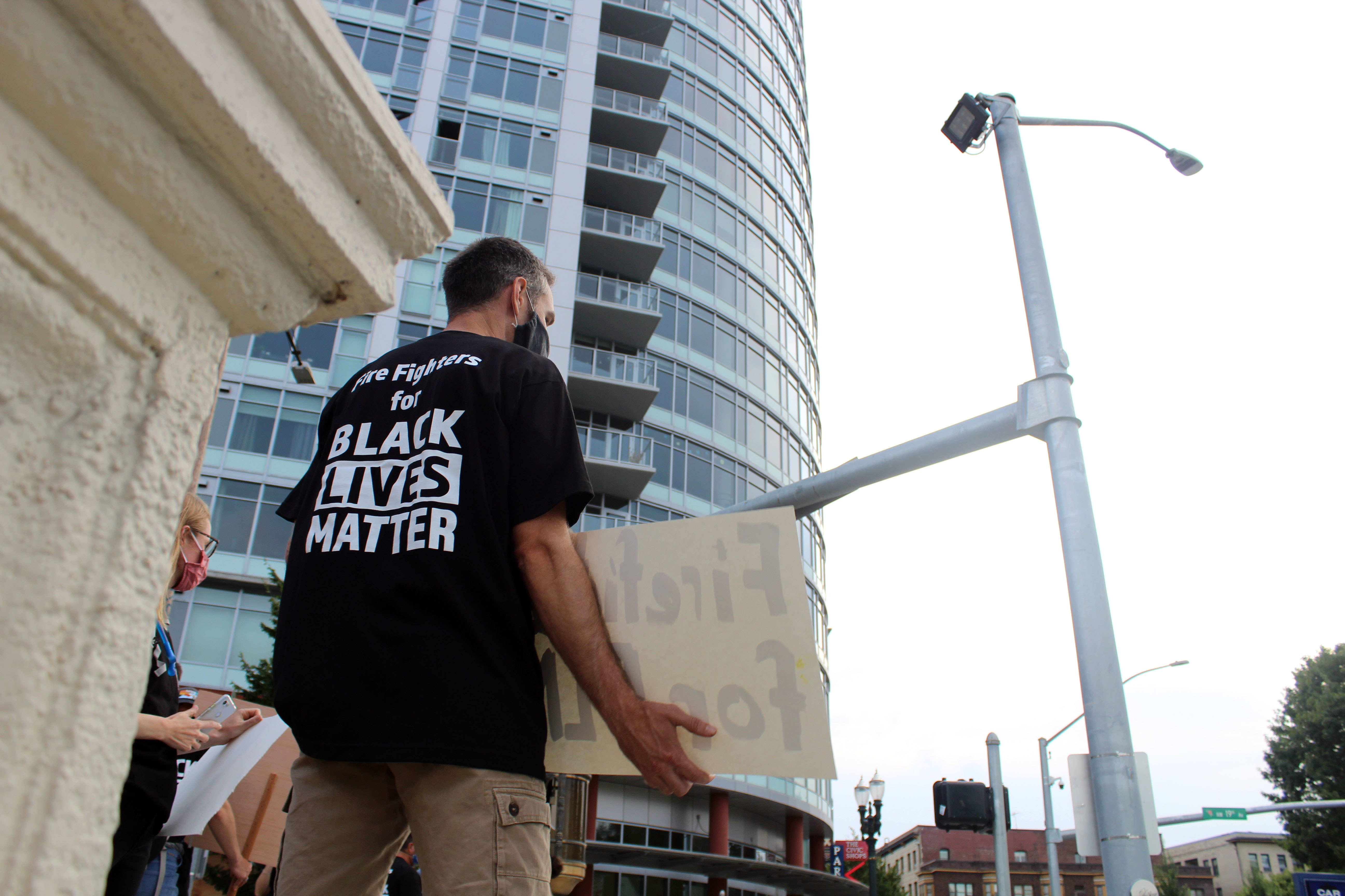 Portland firefighters rally for Black Lives Matter - oregonlive.com