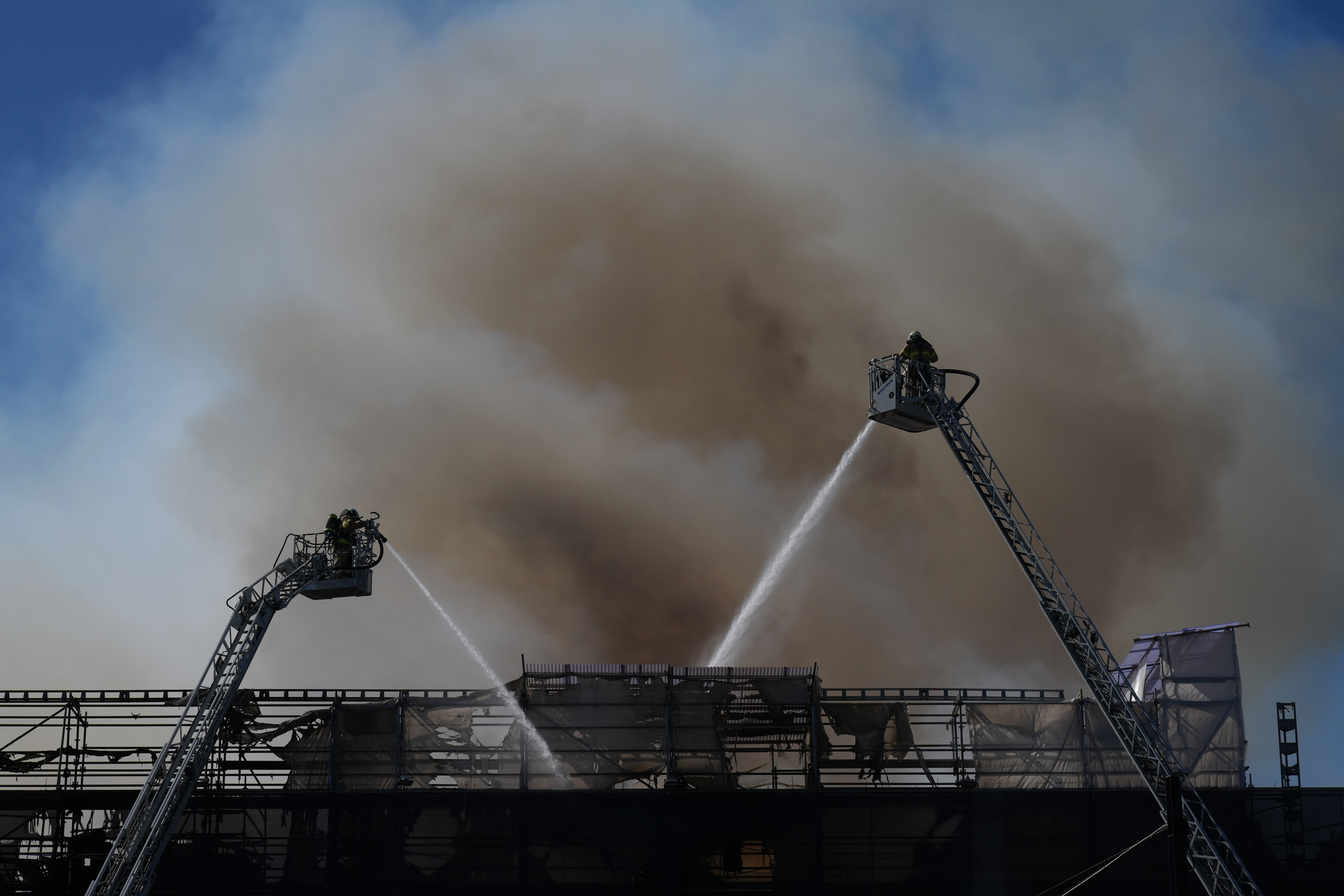 Fire at 17th-century Old Stock Exchange in Denmark - pennlive.com