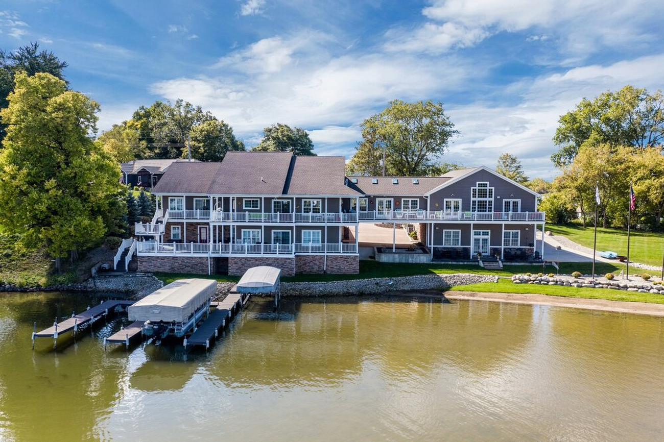 High end Homes: 12301 Lake Point Pass in Van Buren Township - mlive.com