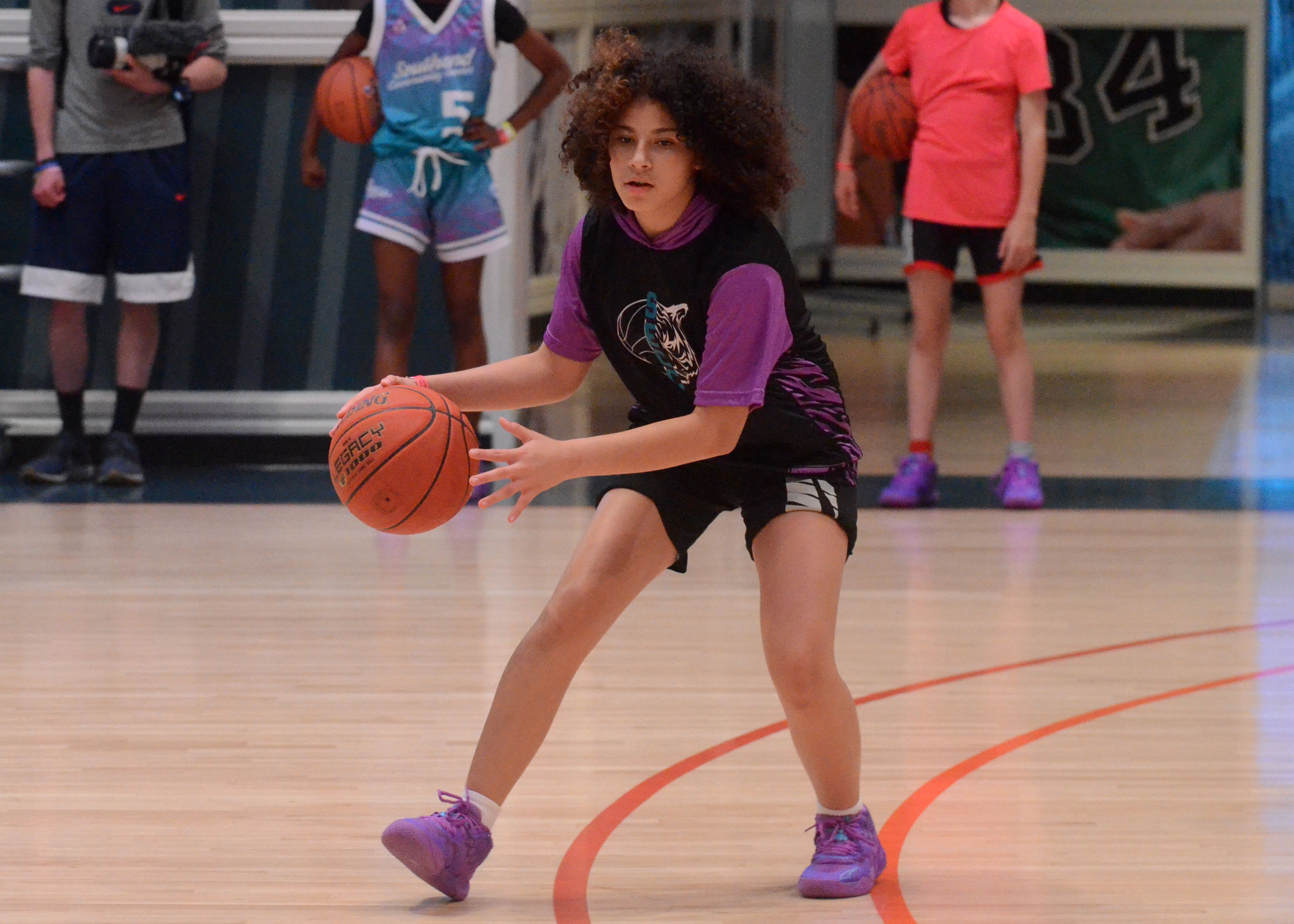 Morgan Tuck, UConn women’s basketball host clinic for young girls at ...