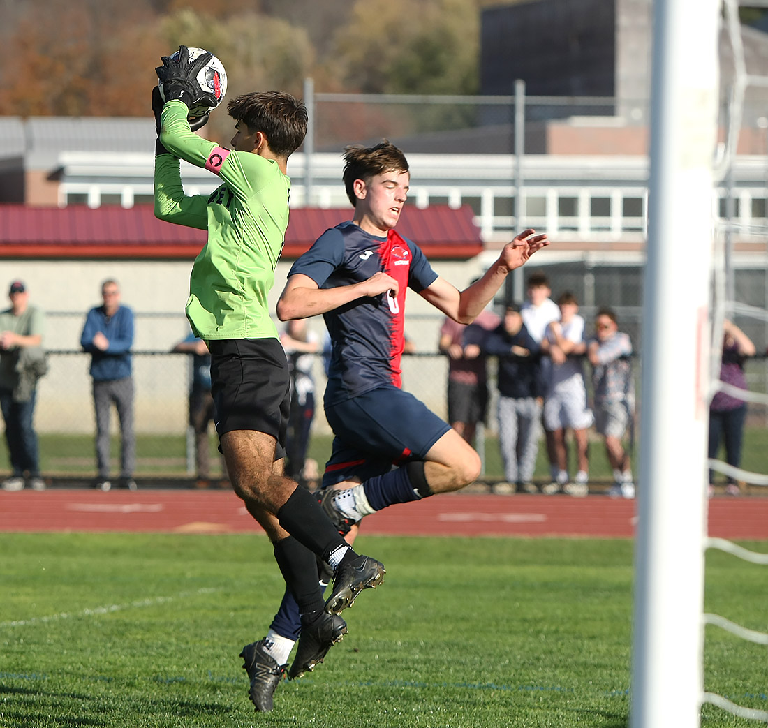 Frontier vs Nantucket Div. IV State boys Soccer Tournament 11/5/24 ...