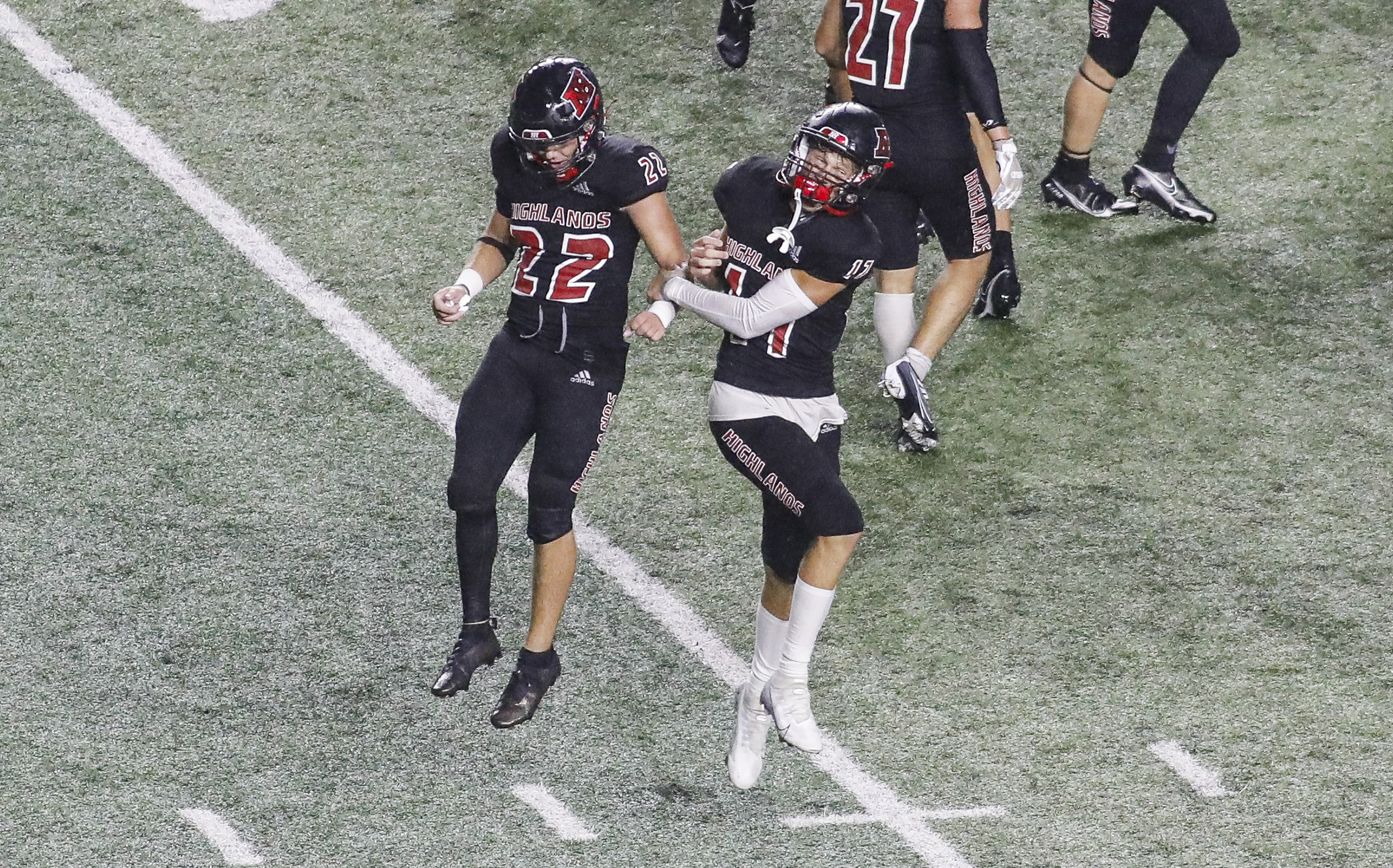 Football: Winslow vs. Northern Highlands in Rumble on the Raritan on ...