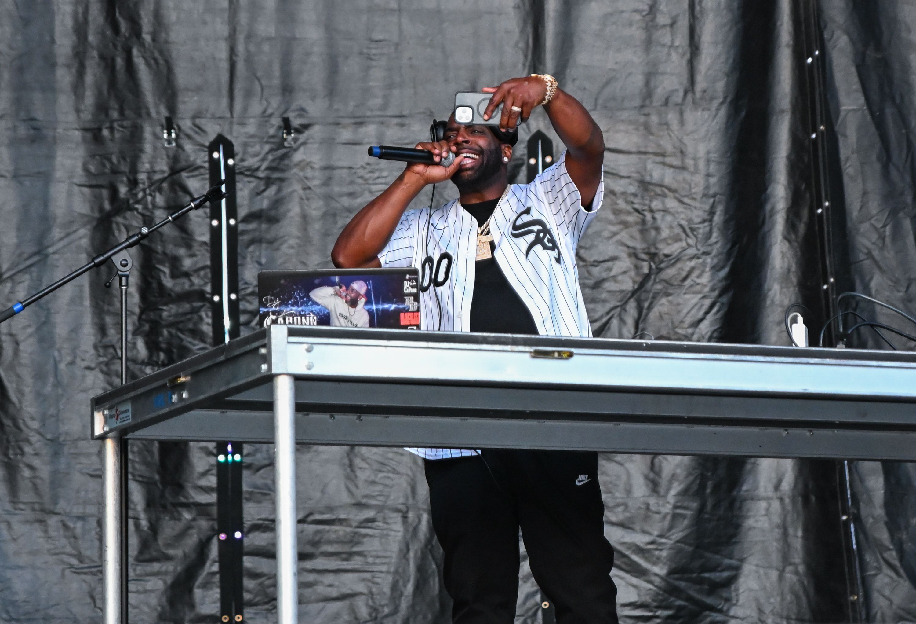 Fans pack Big E Arena for rapper Ludacris - masslive.com