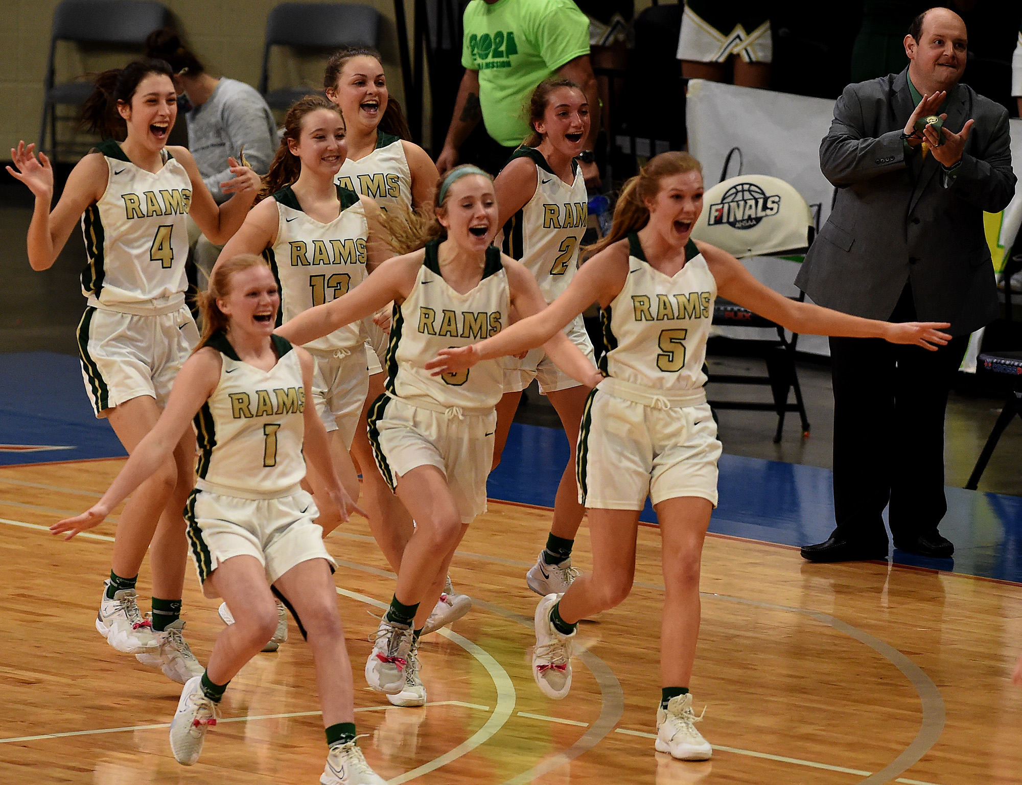 AHSAA 3A Semifinal: Sylvania vs. T.R. Miller girls - al.com