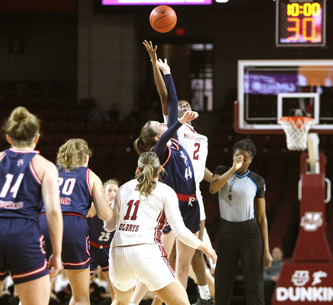 UMass Women's Basketball vs Richmond 1/5/25 - masslive.com