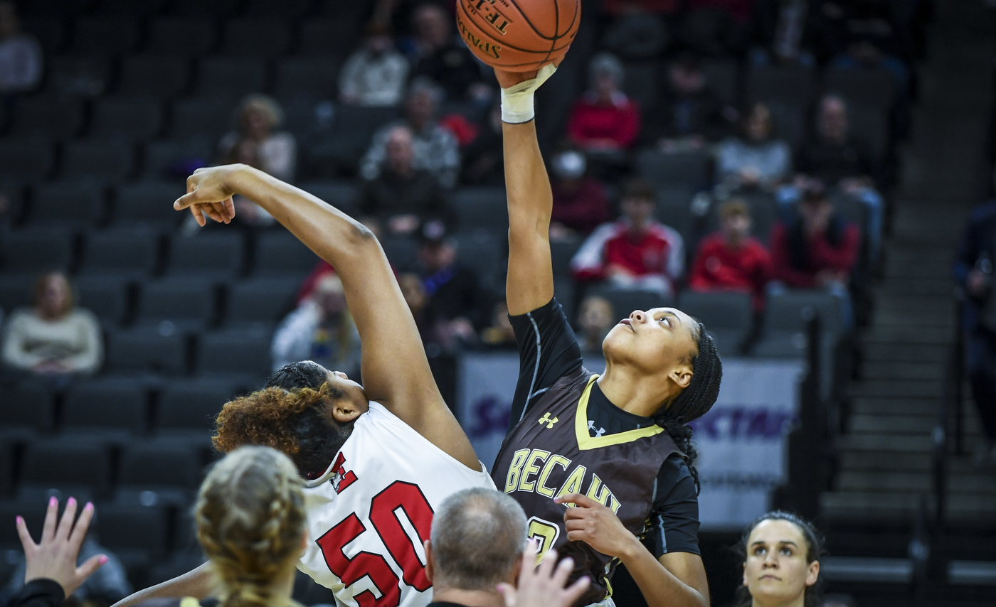 Easton vs. Bethlehem Catholic in the EPC girls basketball semifinals ...
