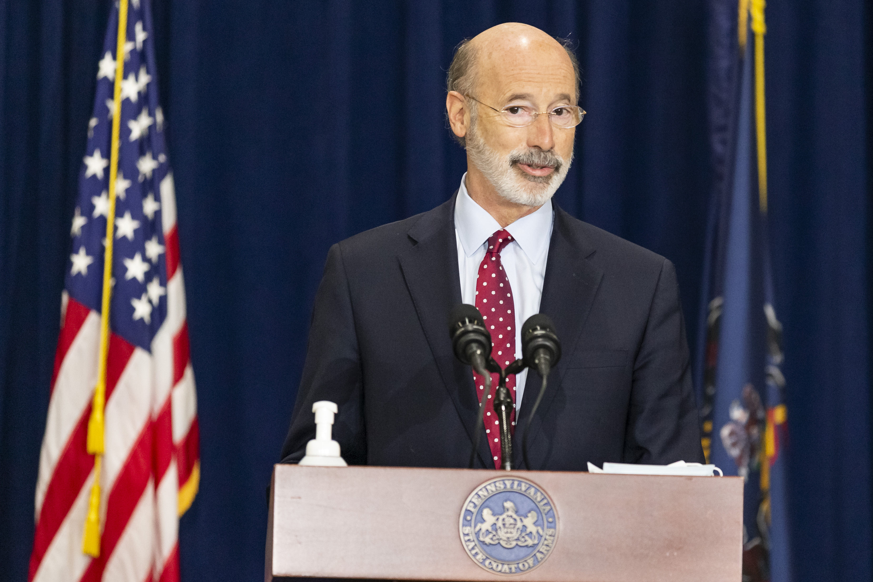 Pa. Gov. Tom Wolf signs $912M pandemic relief bill