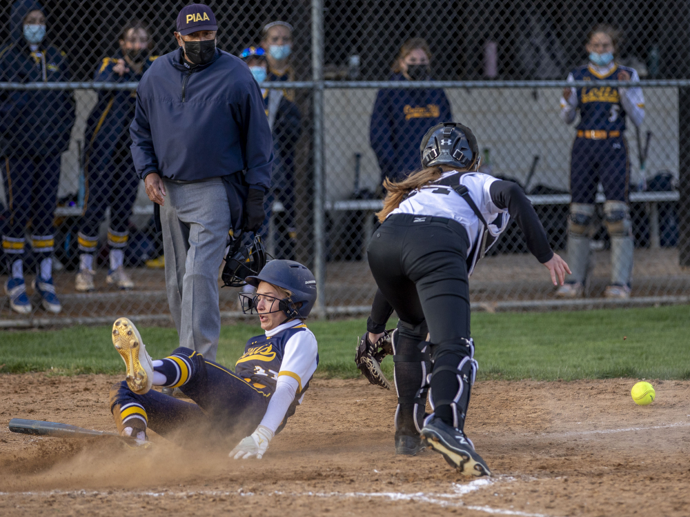 Cedar Cliff defeats CD East 18-10 in softball - pennlive.com