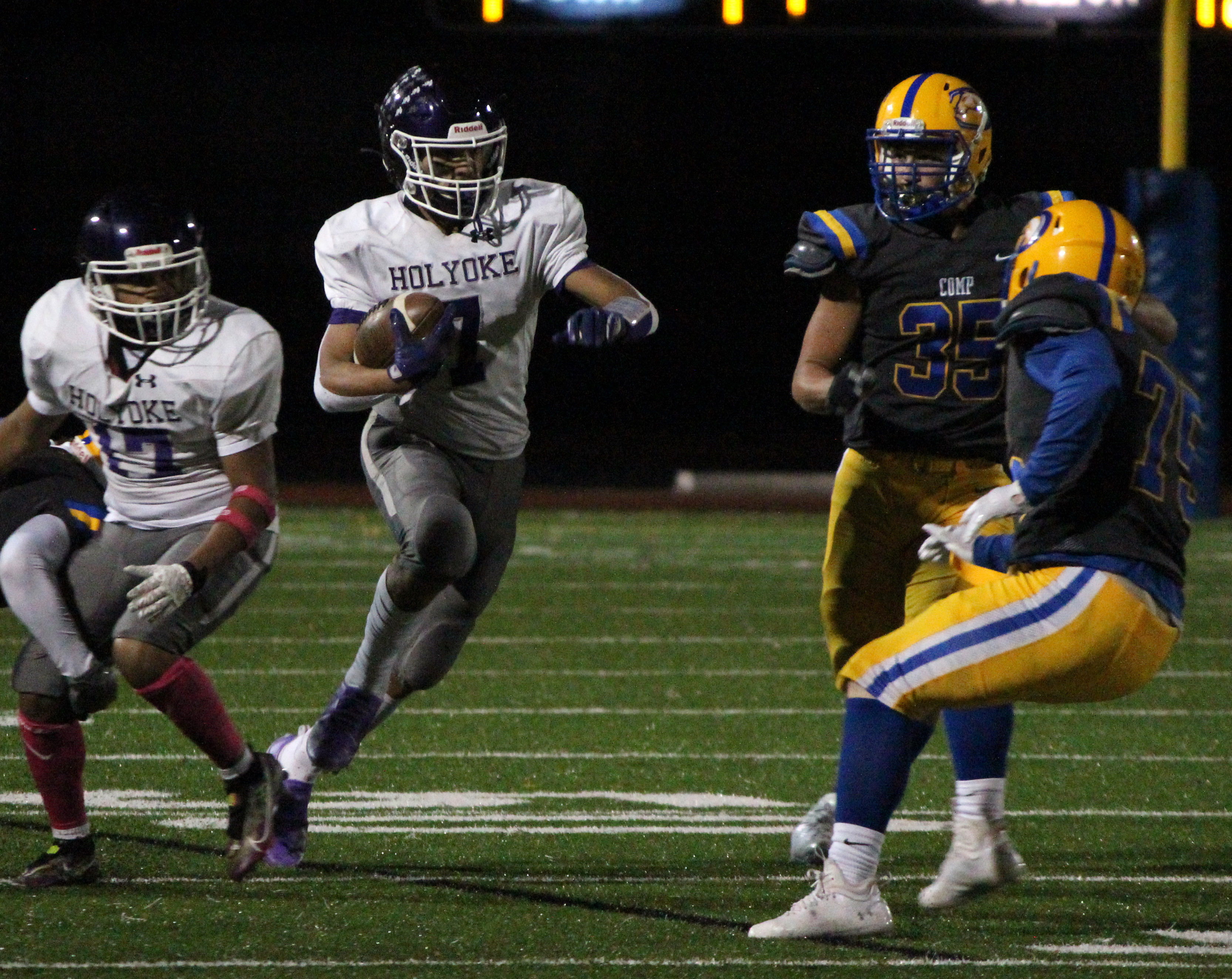 Chicopee Comp football defeats Holyoke - masslive.com