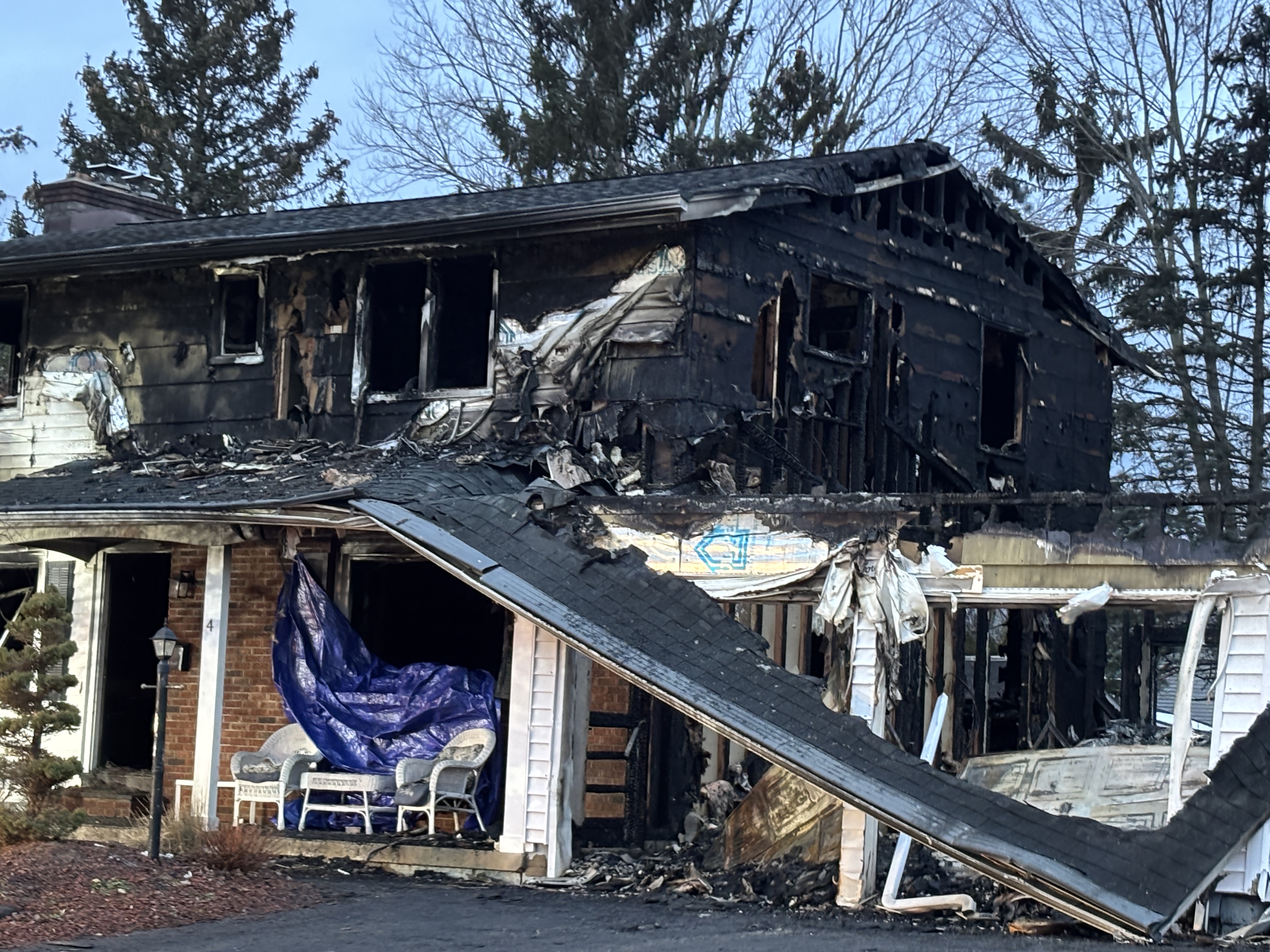 Fire in Clay kills dad, daughter - syracuse.com